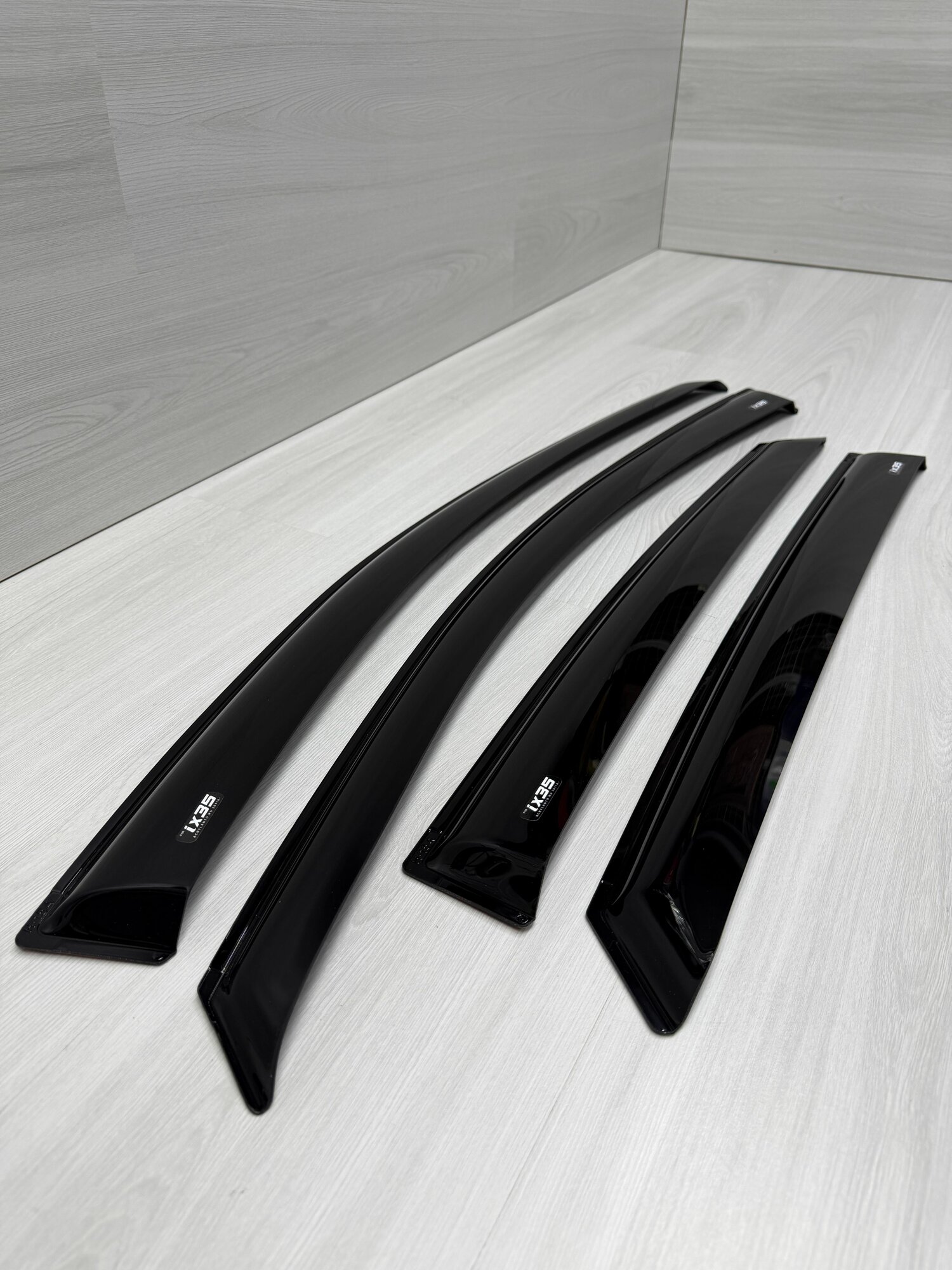 Дефлекторы (ветровики ) окон для Hyundai IX35 (Хендай)