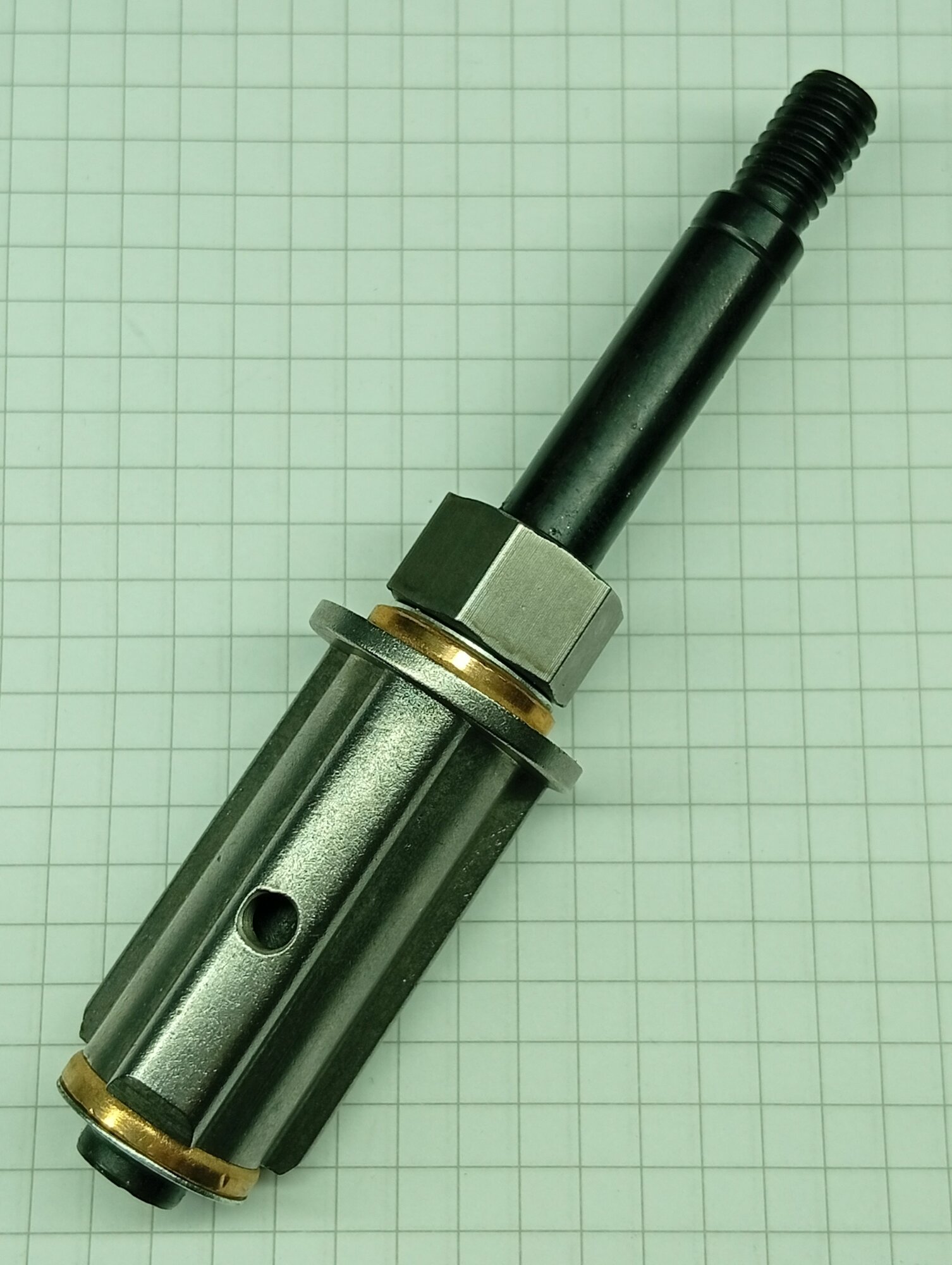 Редуктор (вал выходной) для триммера STIHL FS 38,40,45,50,60,71,81 / IGP 1300118