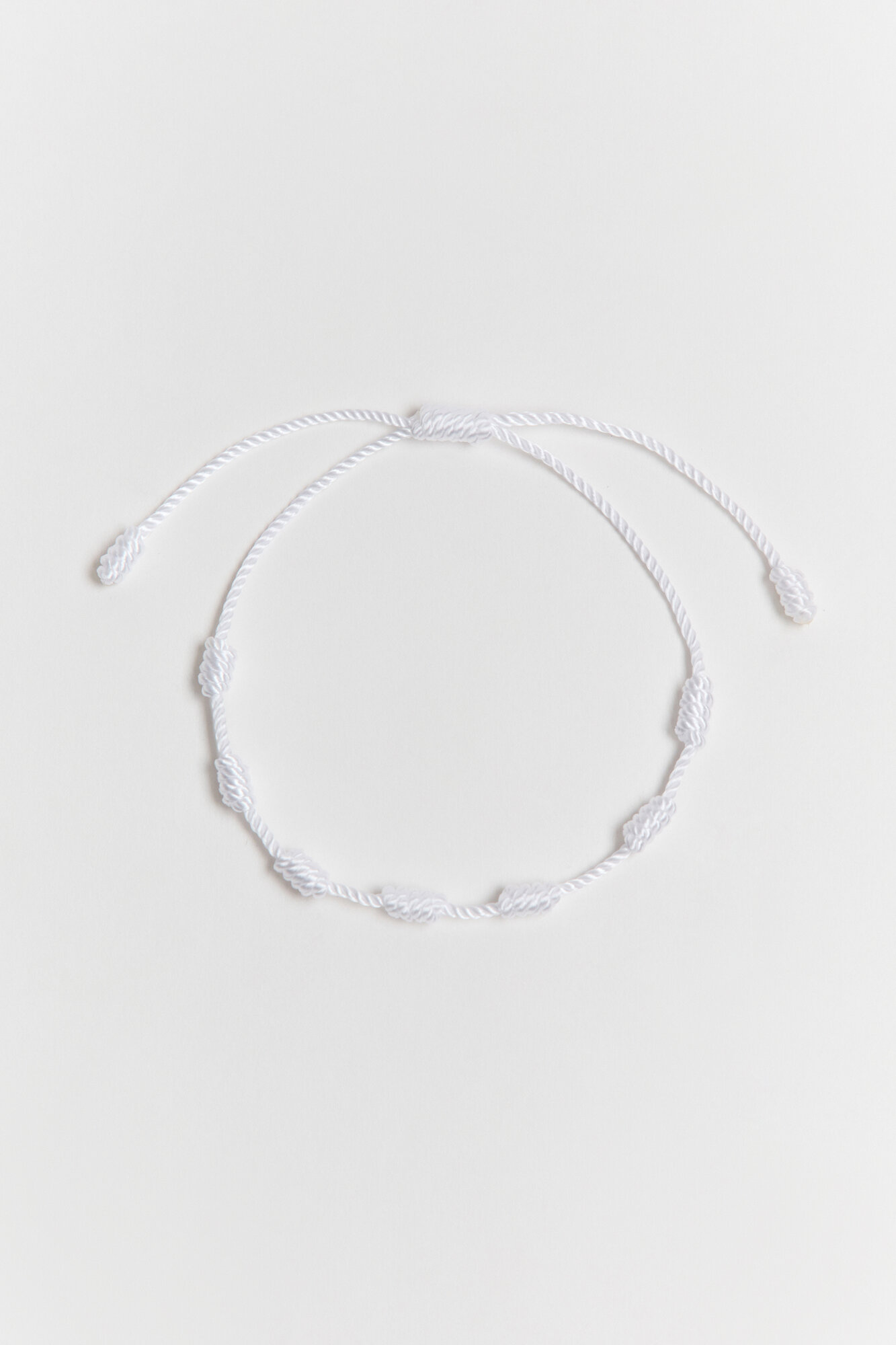 Плетеный браслет