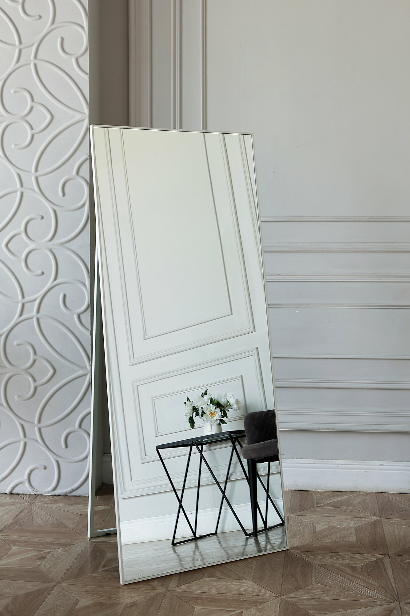 Зеркало в алюминиевой раме напольное 170х70 см. Белое