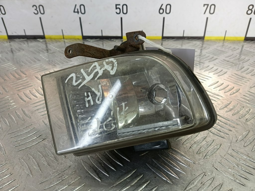Фара противотуманная передняя Б/У для Hyundai GETZ I (2002—2005) 92202-1C000