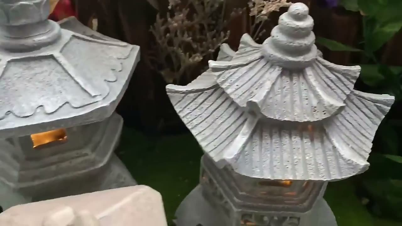 Садовая фигурка для дачи и сада, декоративная из смолы, в виде пагоды, 46 см, серая — фото 1