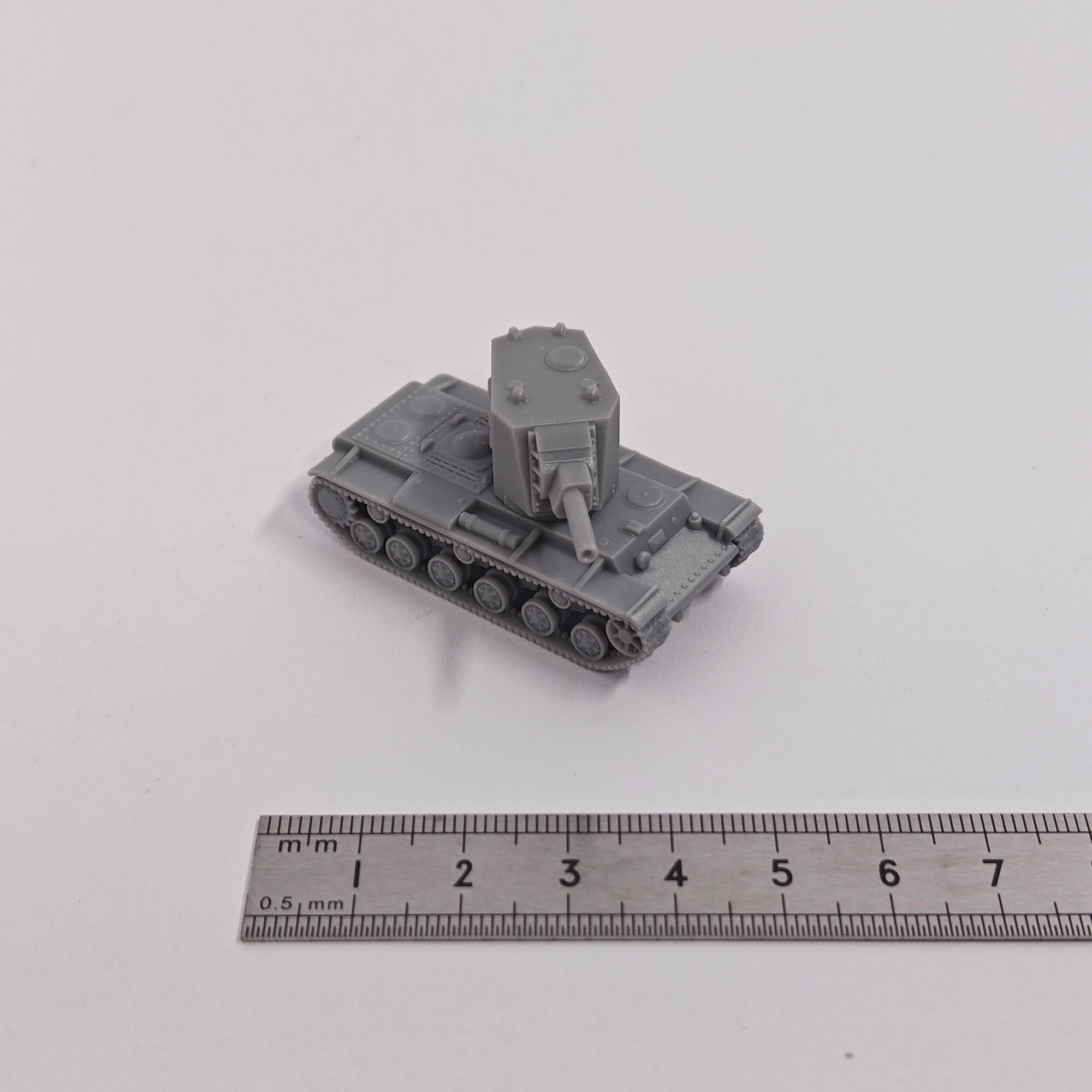 Модель танка КВ-2 Tusk Model 1/144