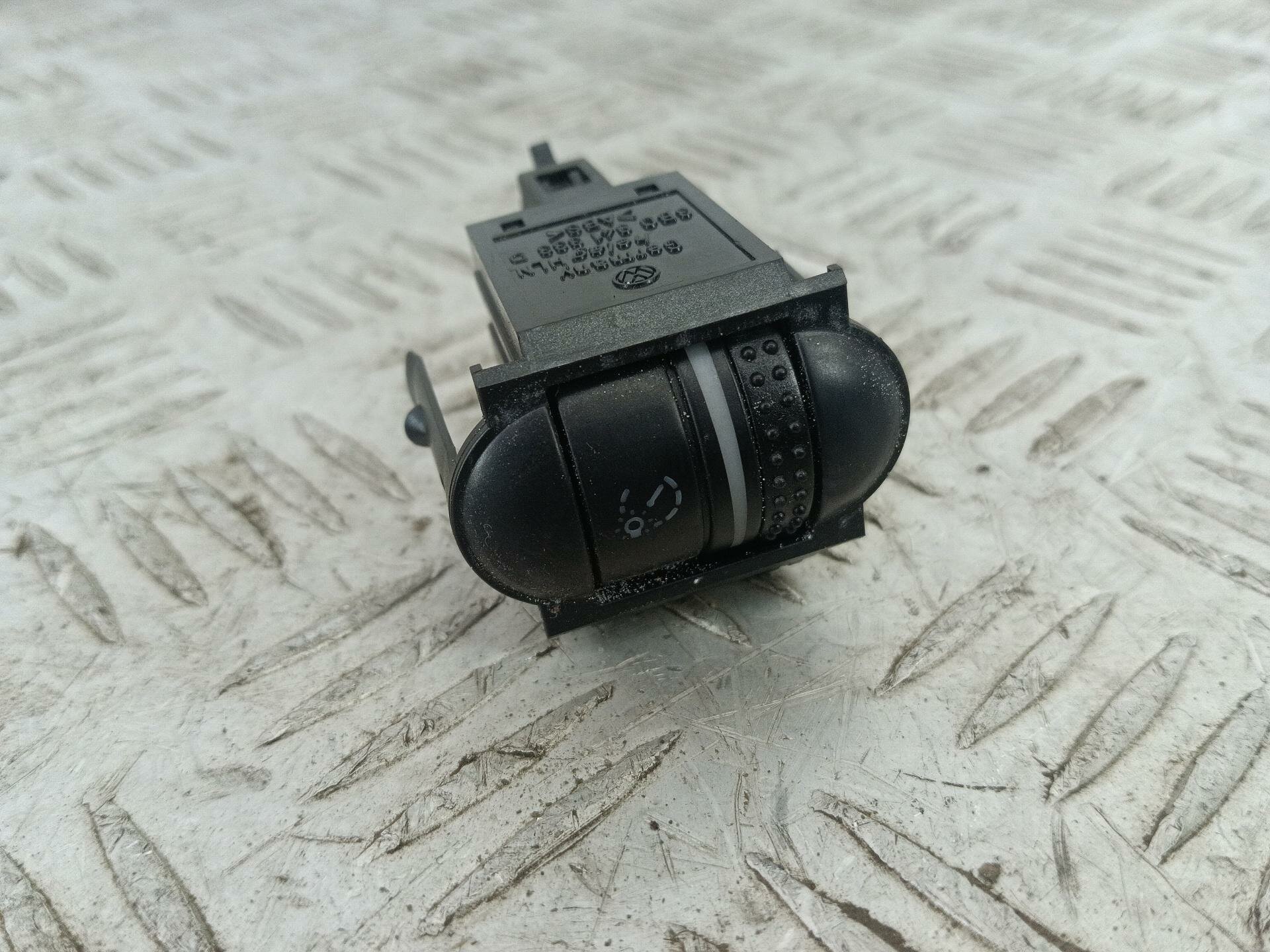 Кнопка корректора фар Volkswagen Passat B5 1999 3B0941333D