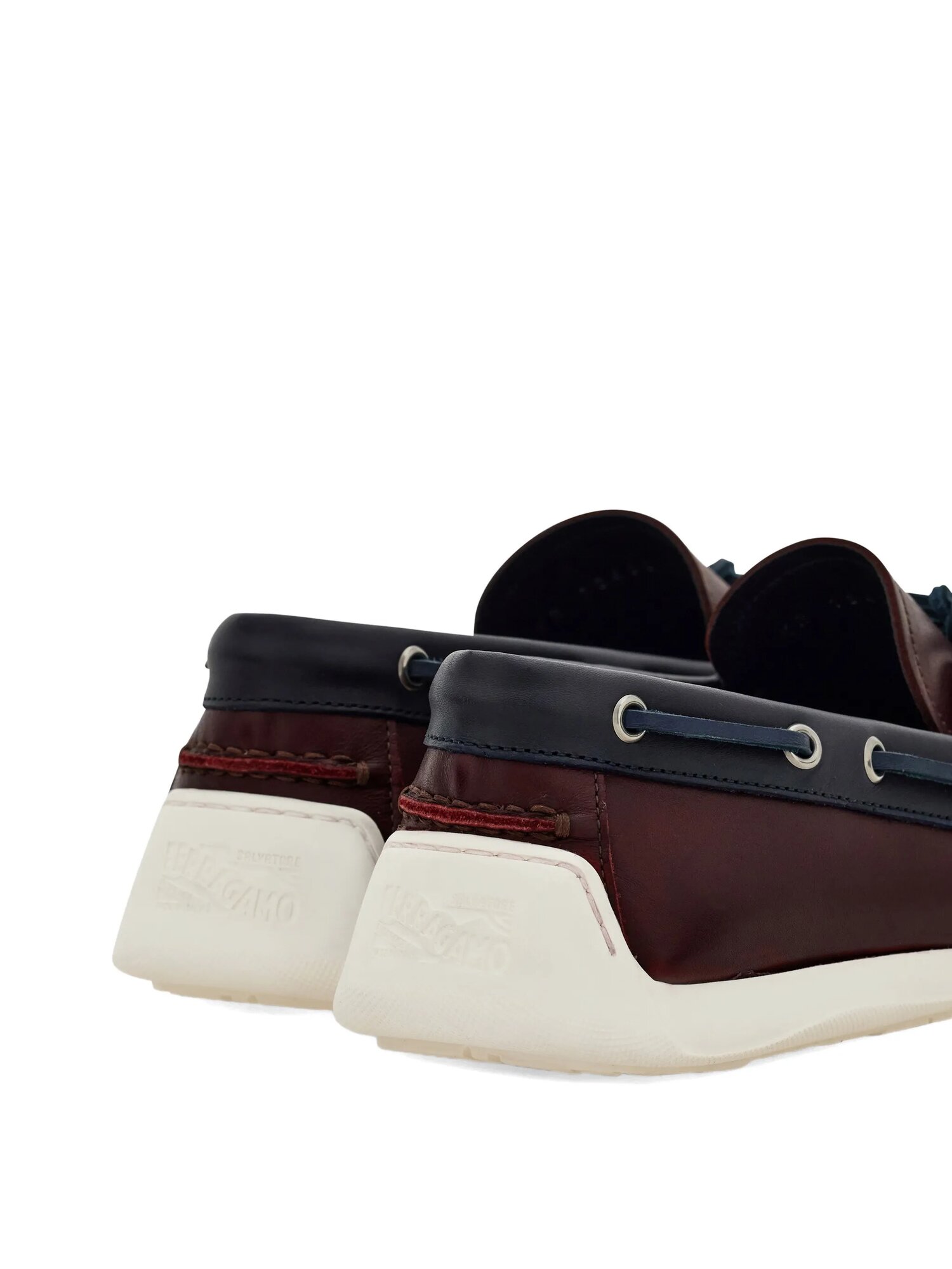 Лоферы Salvatore Ferragamo Boat loafers, размер 40, brown — фото 1