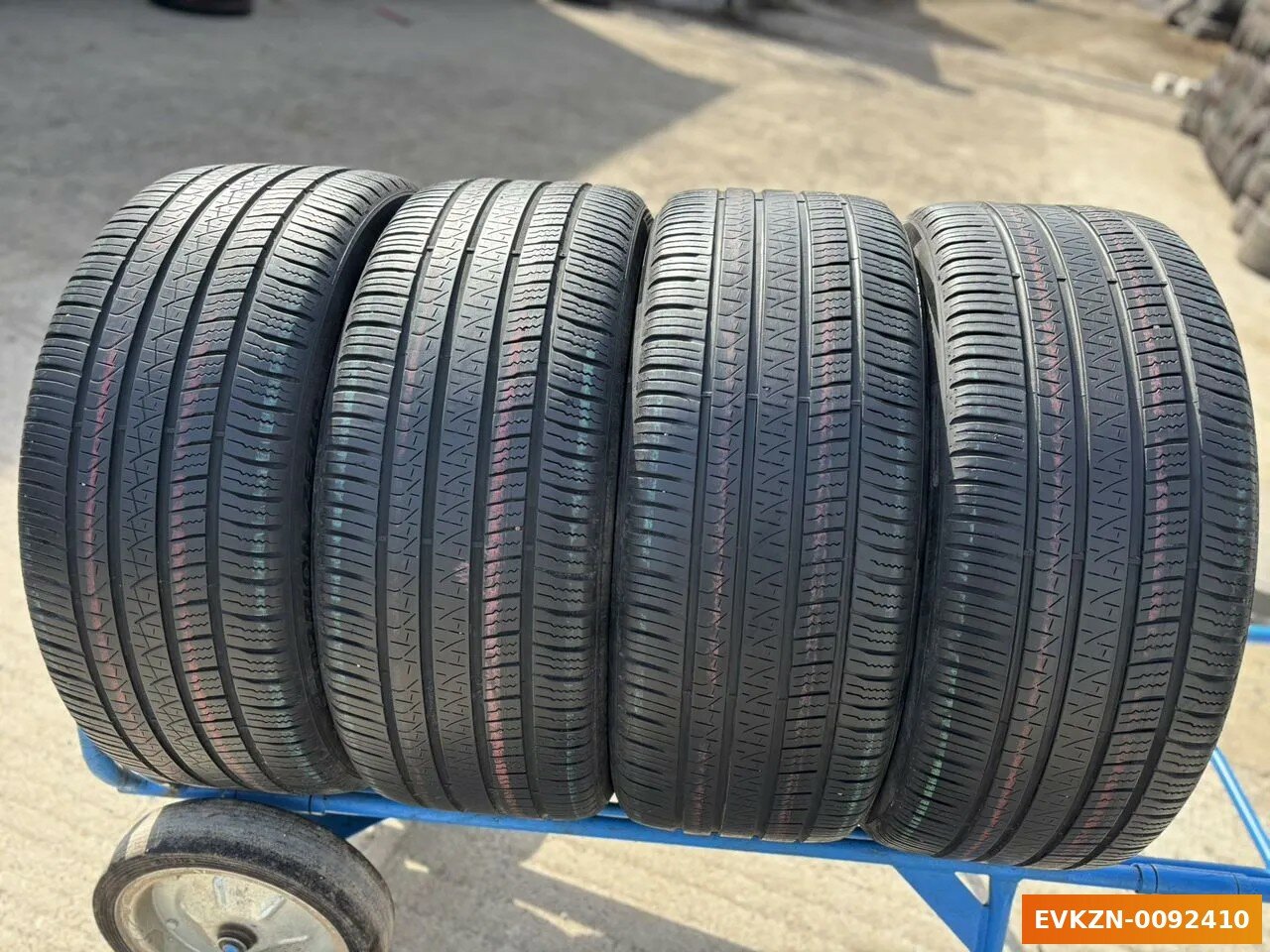 Комплект (4 шт) летних БУ шин Pirelli Scorpion Zero All Season 265/40 R22 30% износ 7287981563