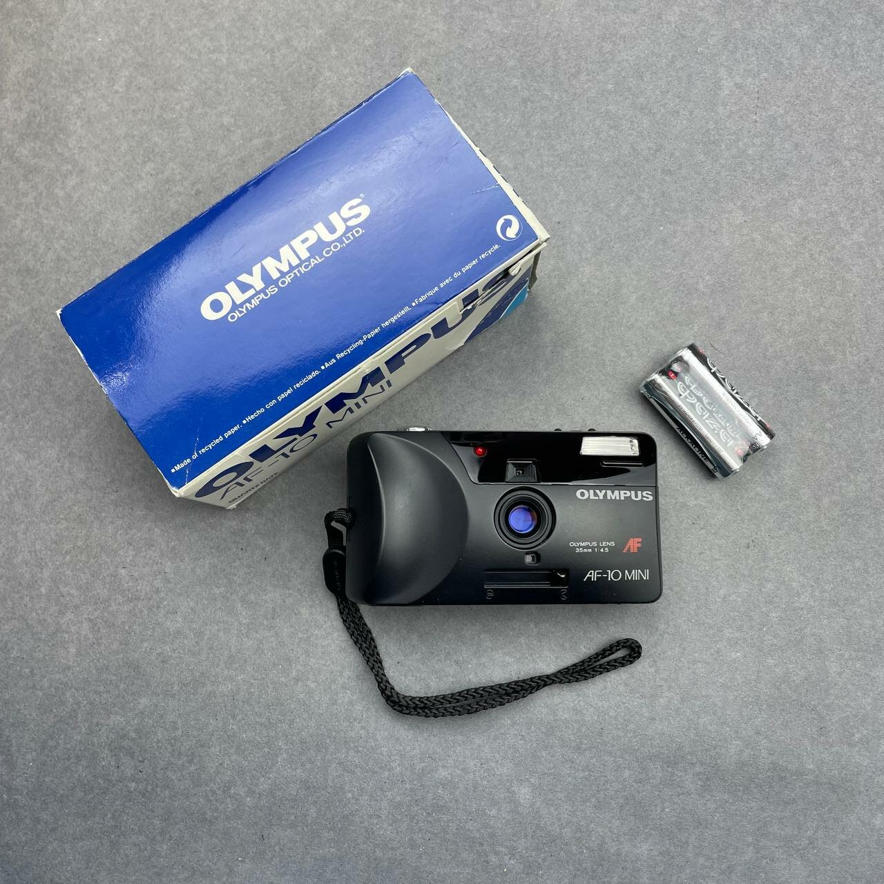 Винтажный пленочный фотоаппарат Olympus AF 10 mini, с коробкой