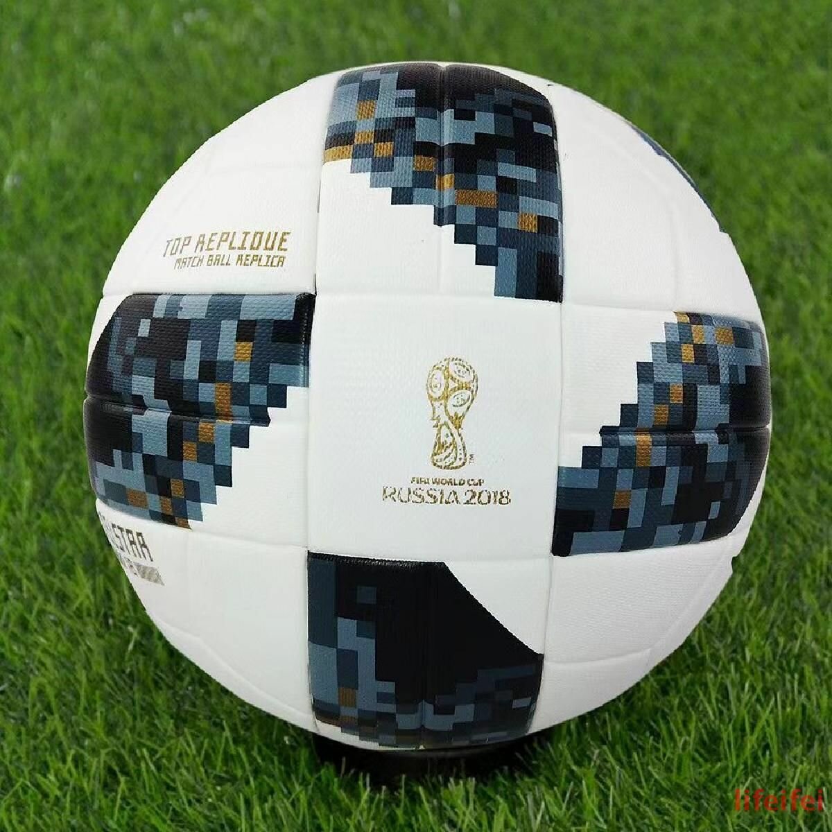 Мяч футбольный