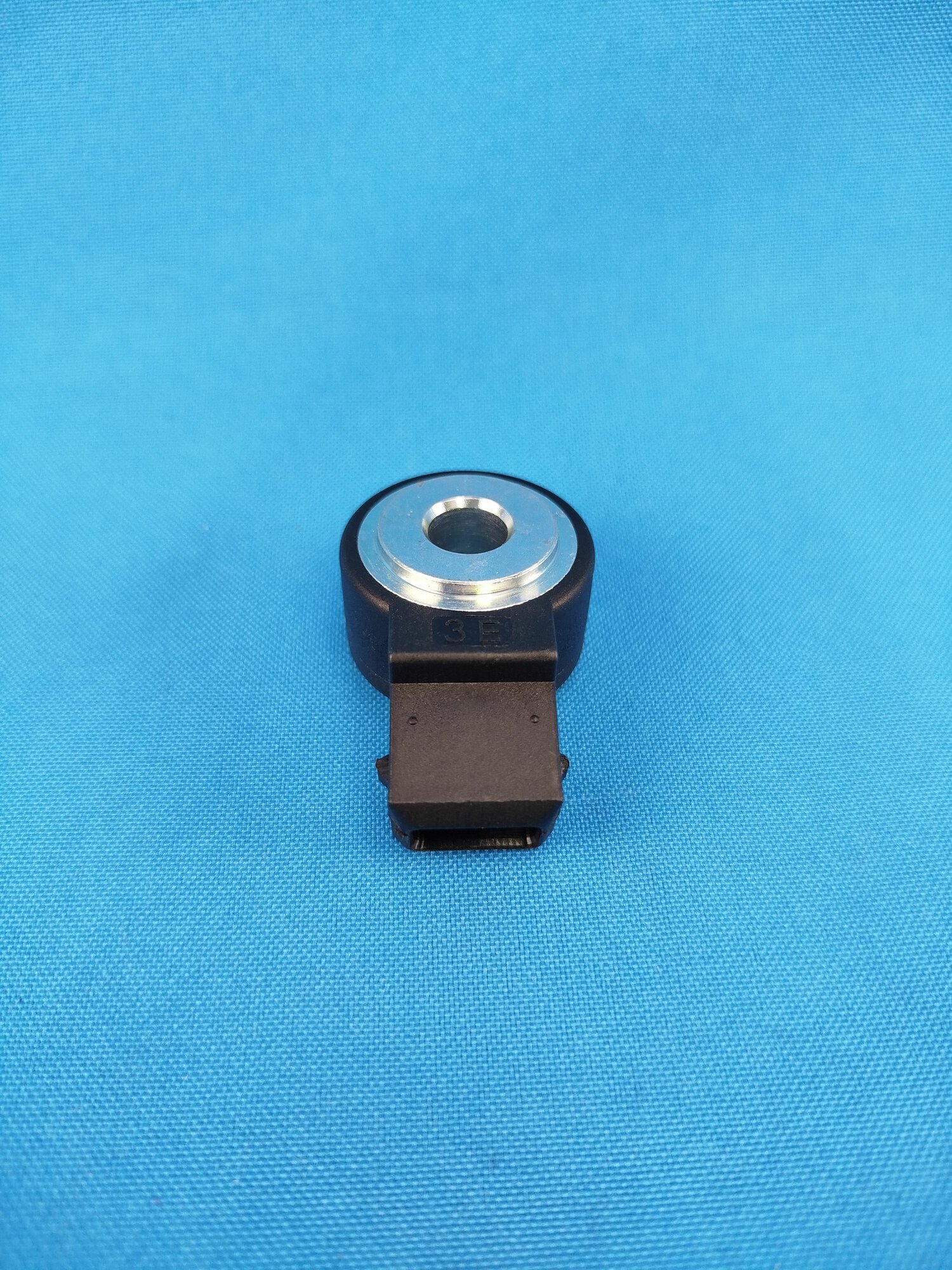 Датчик детонации "Cartronic" для автомобилей ВАЗ 2108-15 (Ref.0261231046) (CTR0103559)