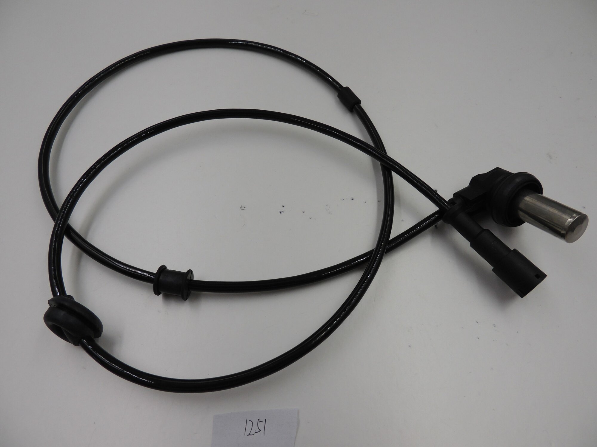 Датчик ABS 4A0927807 Audi