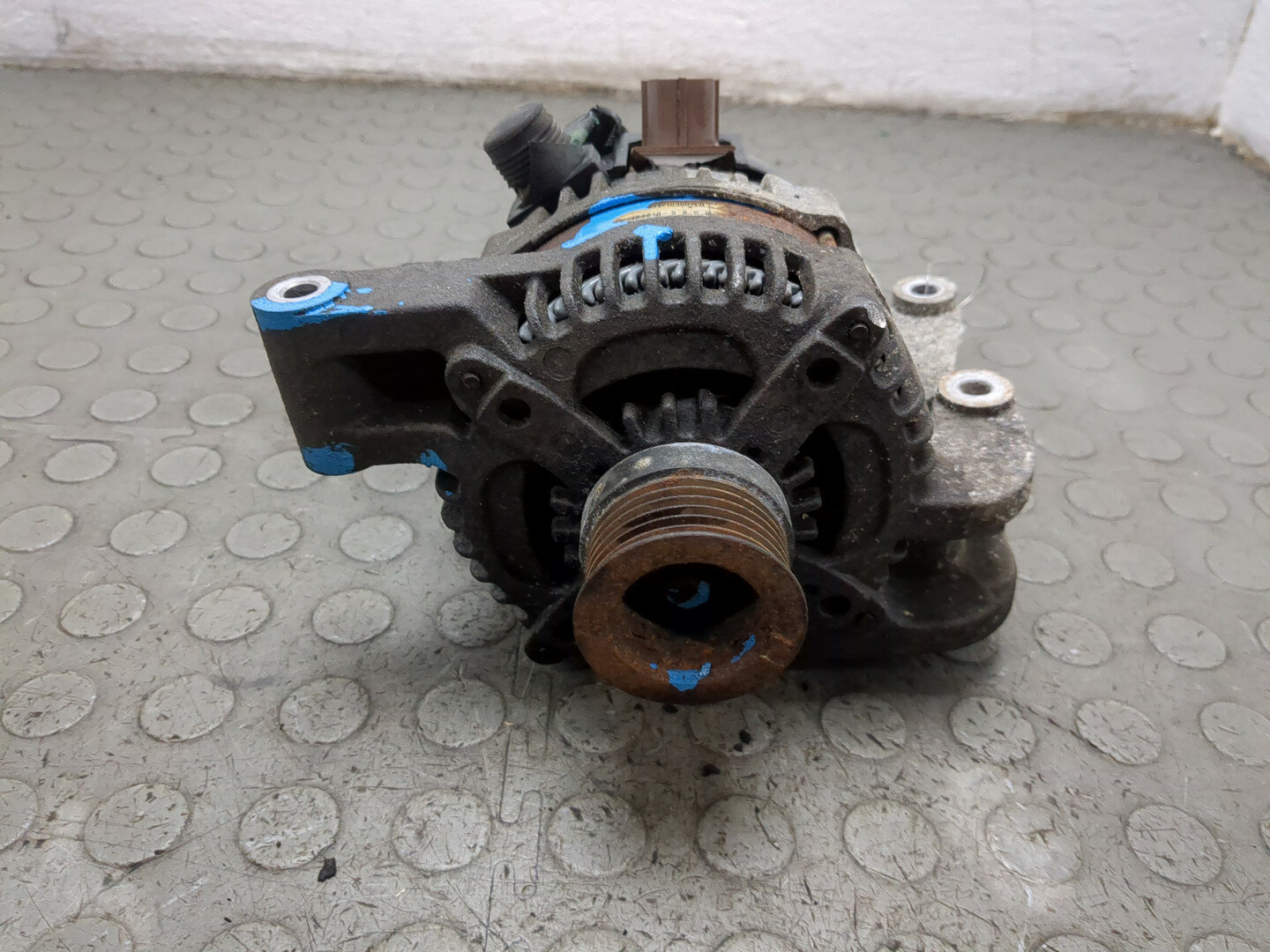 Генератор Ford Focus 2 Б/У