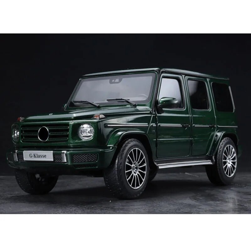 Модель автомобиля Mercedes-Benz G500 1:18, зеленый