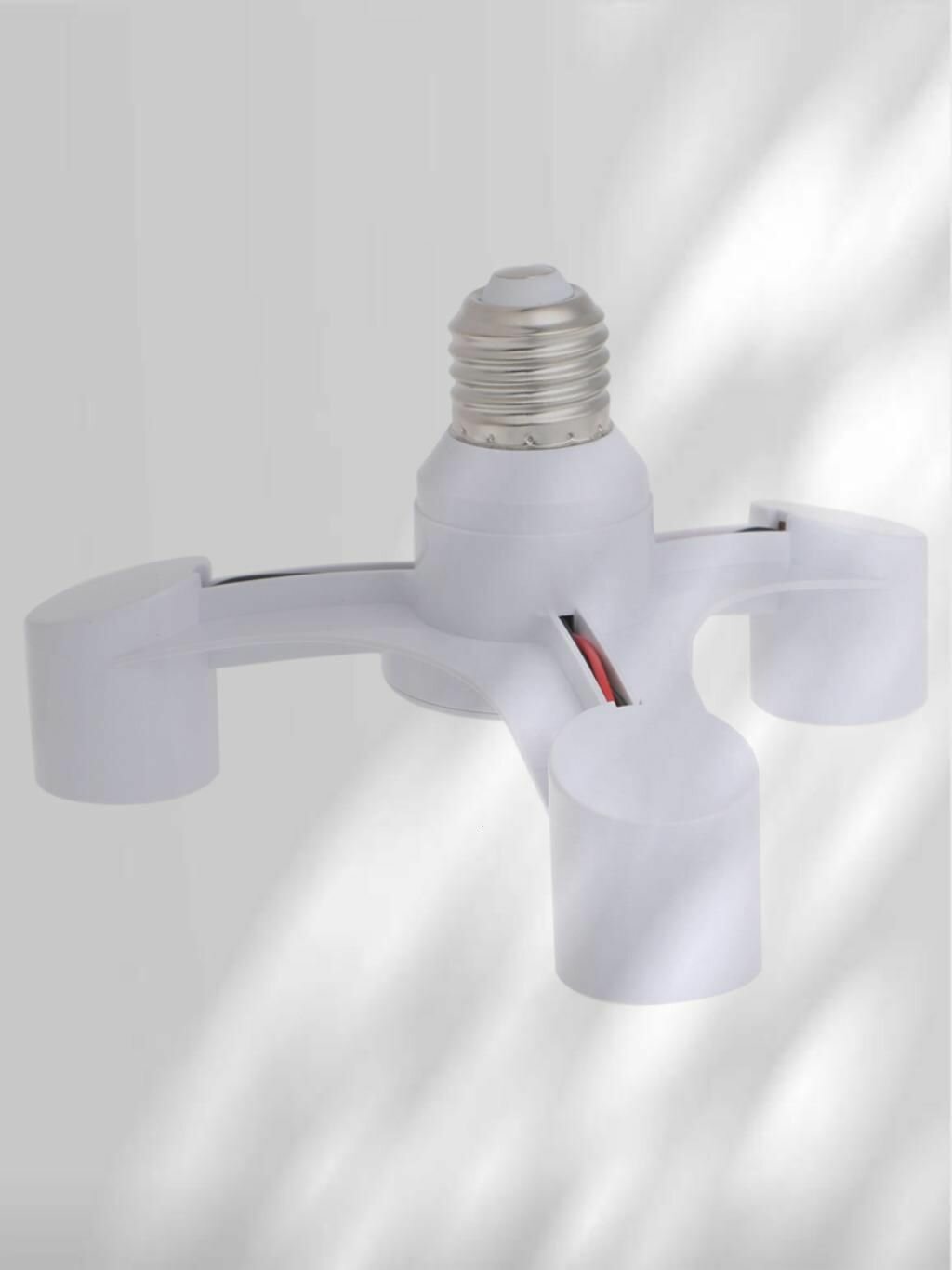 Адаптер патрона E27 на три лампы