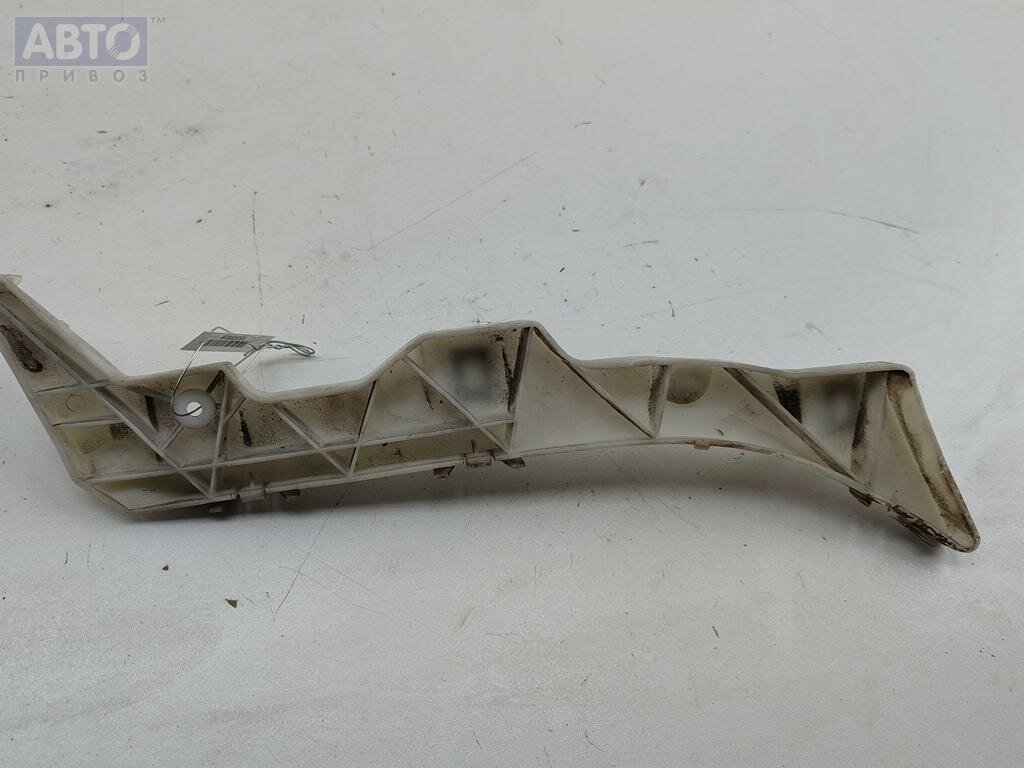 Кронштейн бампера заднего Mazda 6 (2002-2007) GG/GY