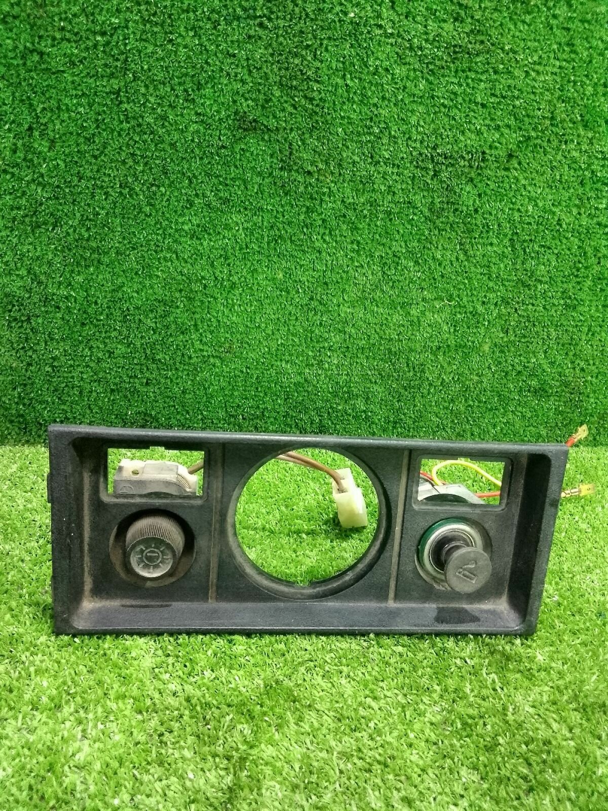 Прикуриватель Ваз 2107 2010 Б/У с пробегом