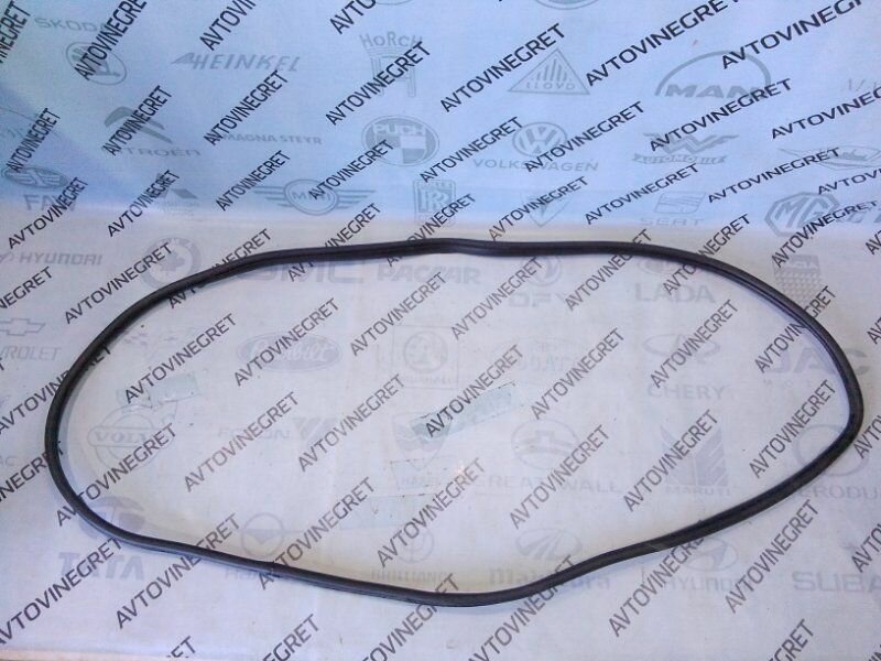 Уплотнитель двери передний правый Kia Ceed 2 Б/У с пробегом