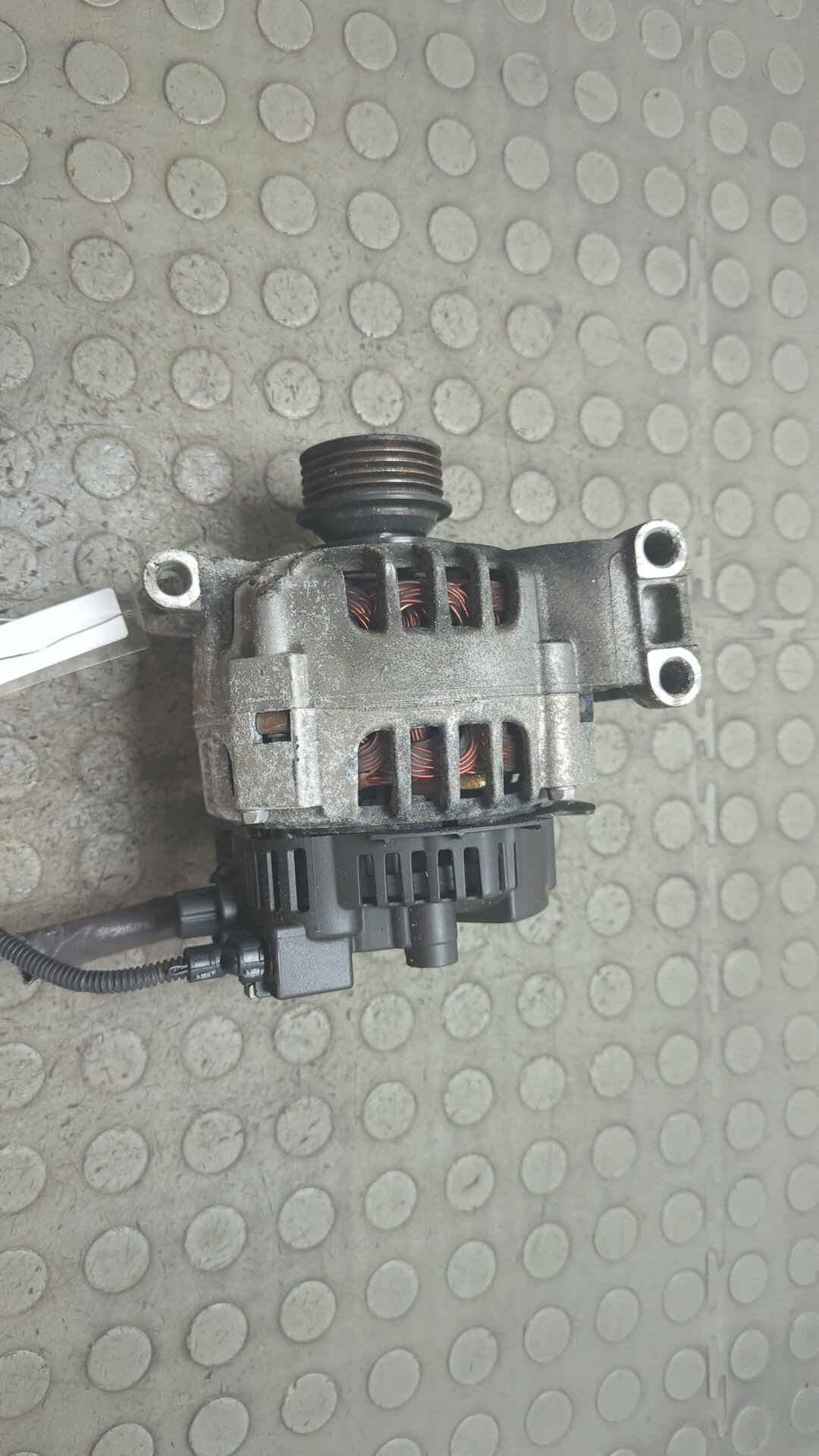 Генератор Mercedes A W169 Б/У