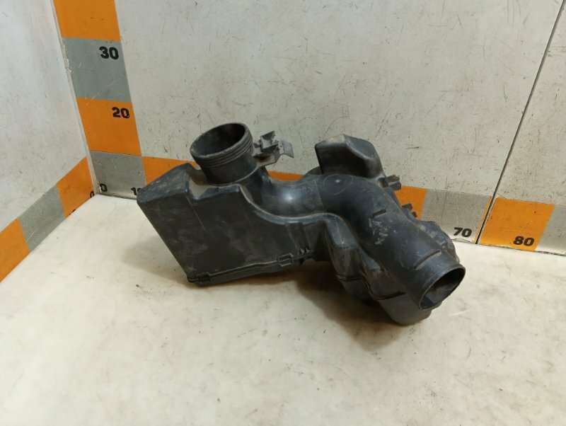 Б/У Резонатор воздушного фильтра Peugeot 307 480348 Peugeot-Citroen арт. 9639788080