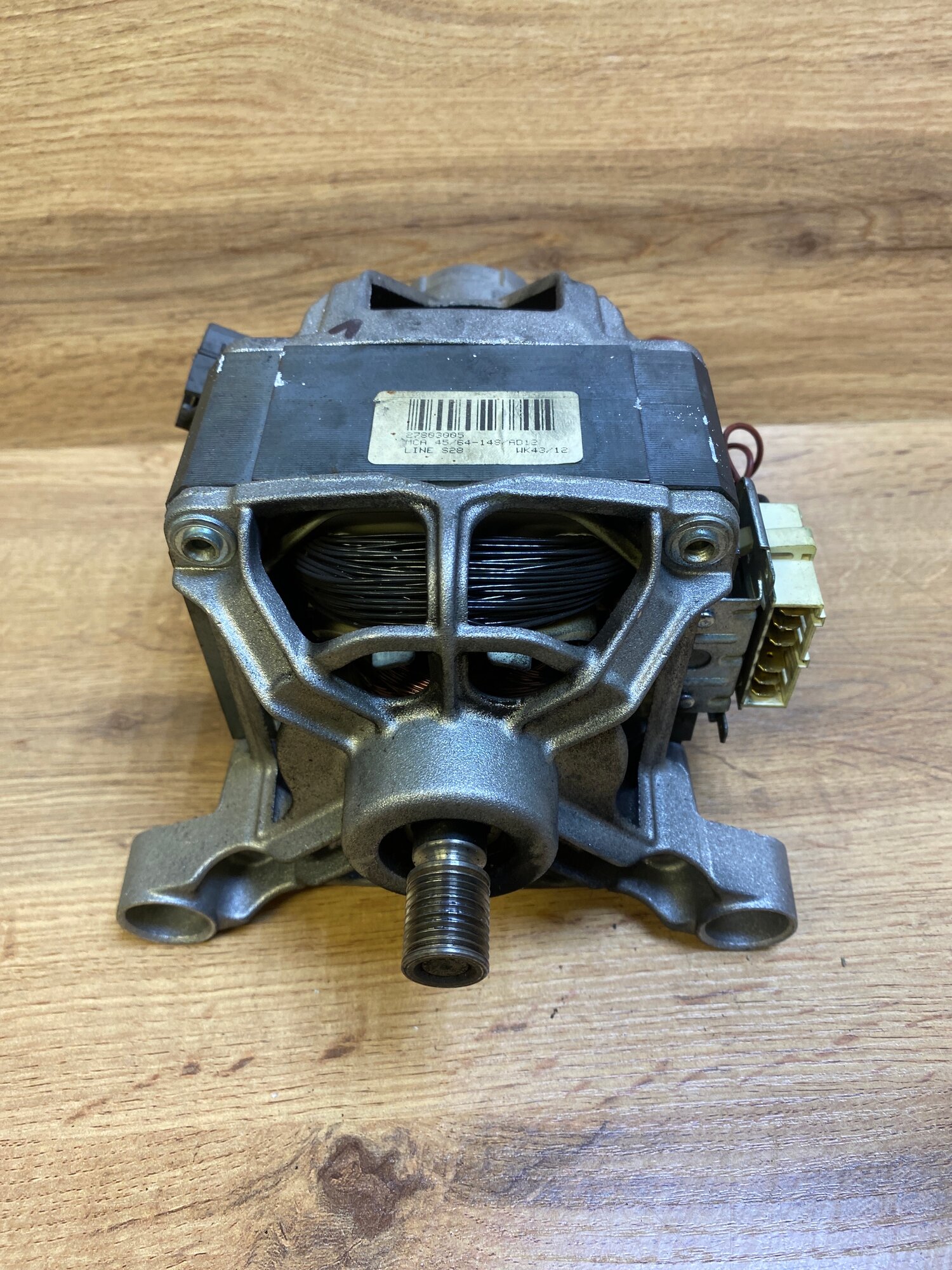 Двигатель для стиральной машины Indesit IWSD6105, оригинал, б/у