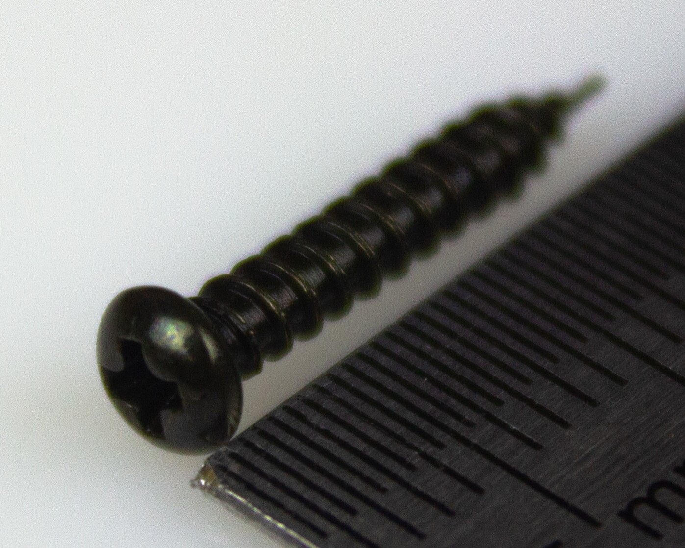PARTSLAND WR2515BK, cаморез для рамок хамбакера (2.5x15mm) , 4 штуки
