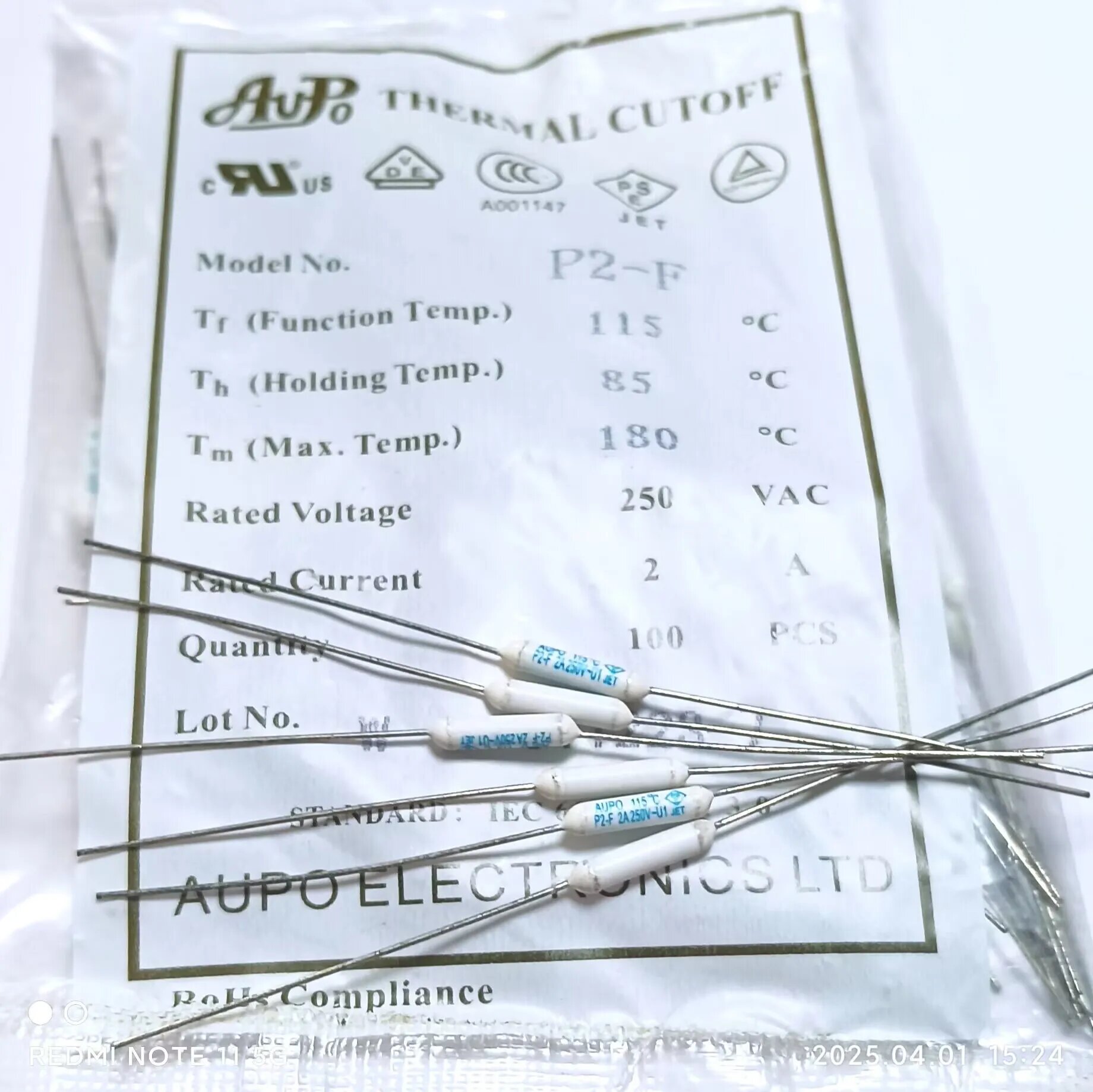 20 шт. температурный предохранитель HIVOD P2-F 250В 2A 115°C