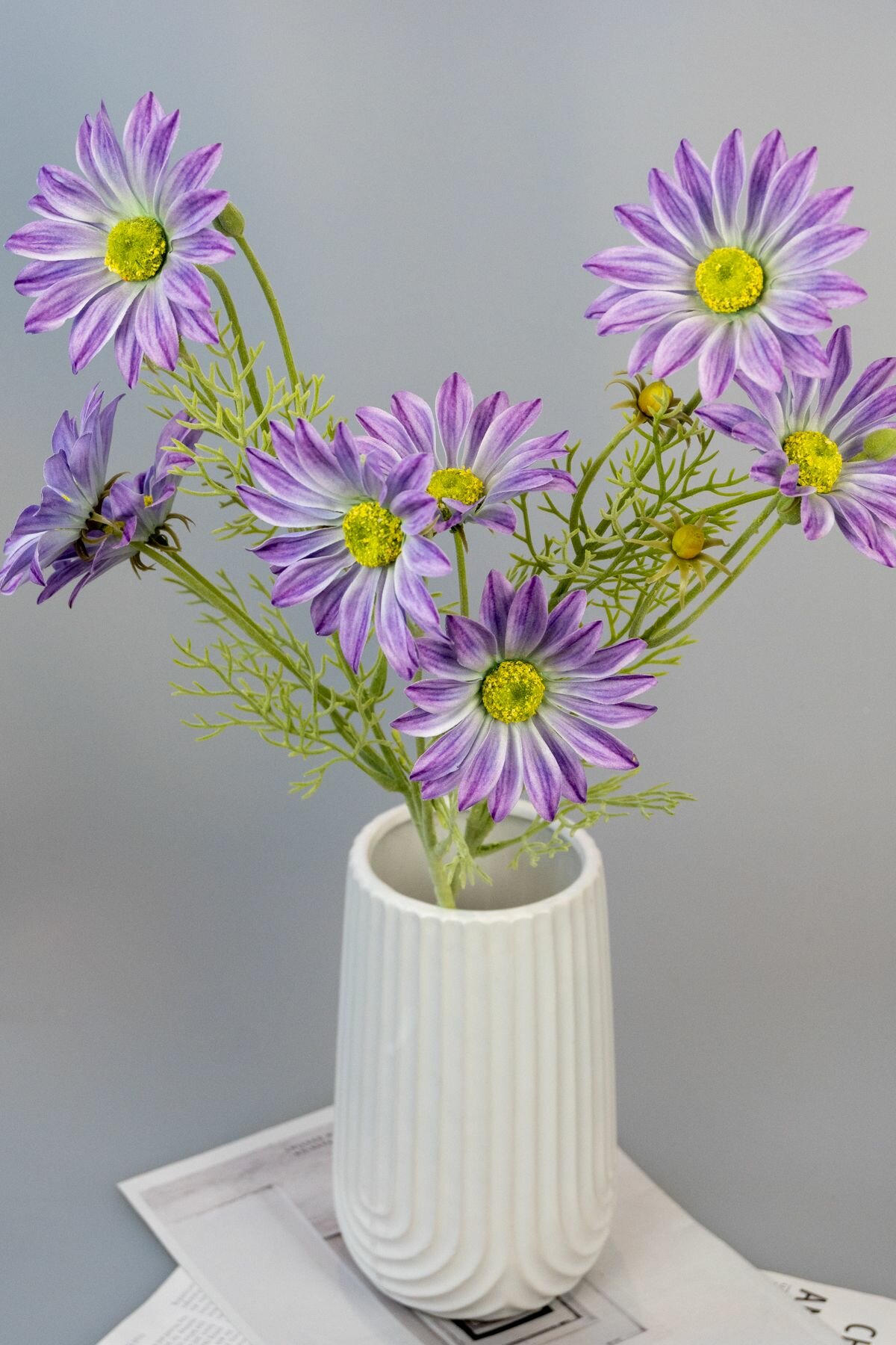 Искусственные цветы для декора интерьера премиум из силикона Ромашка гербера сиреневая 2 ветки 65 см