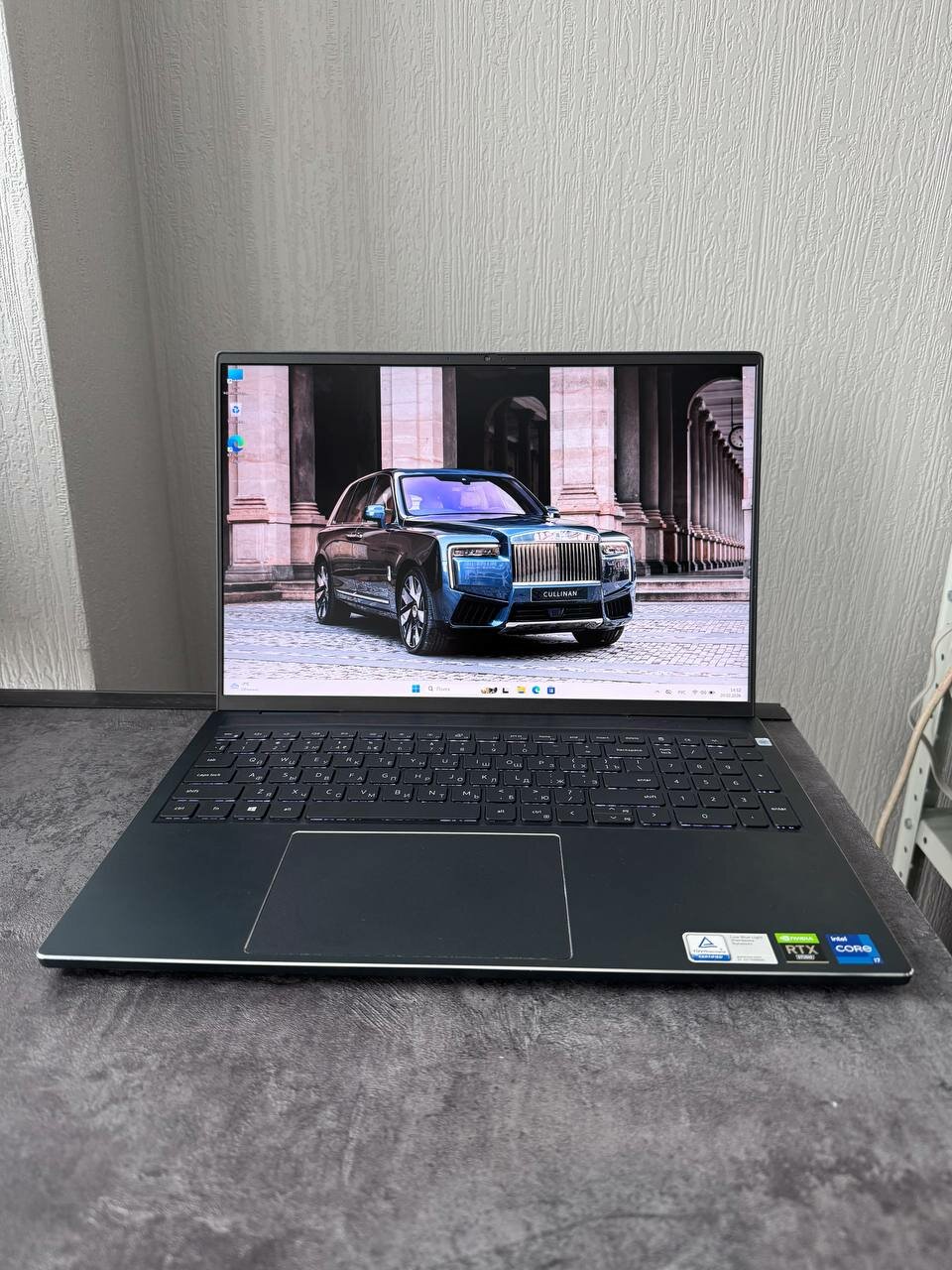 16"Ноутбук Dell Inspiron 16 7610,3072x1920, Intel Core i7-11800H 1.9 GHz, RAM 16 GB, SSD 512 GB, NVIDIA GeForce RTX 3050