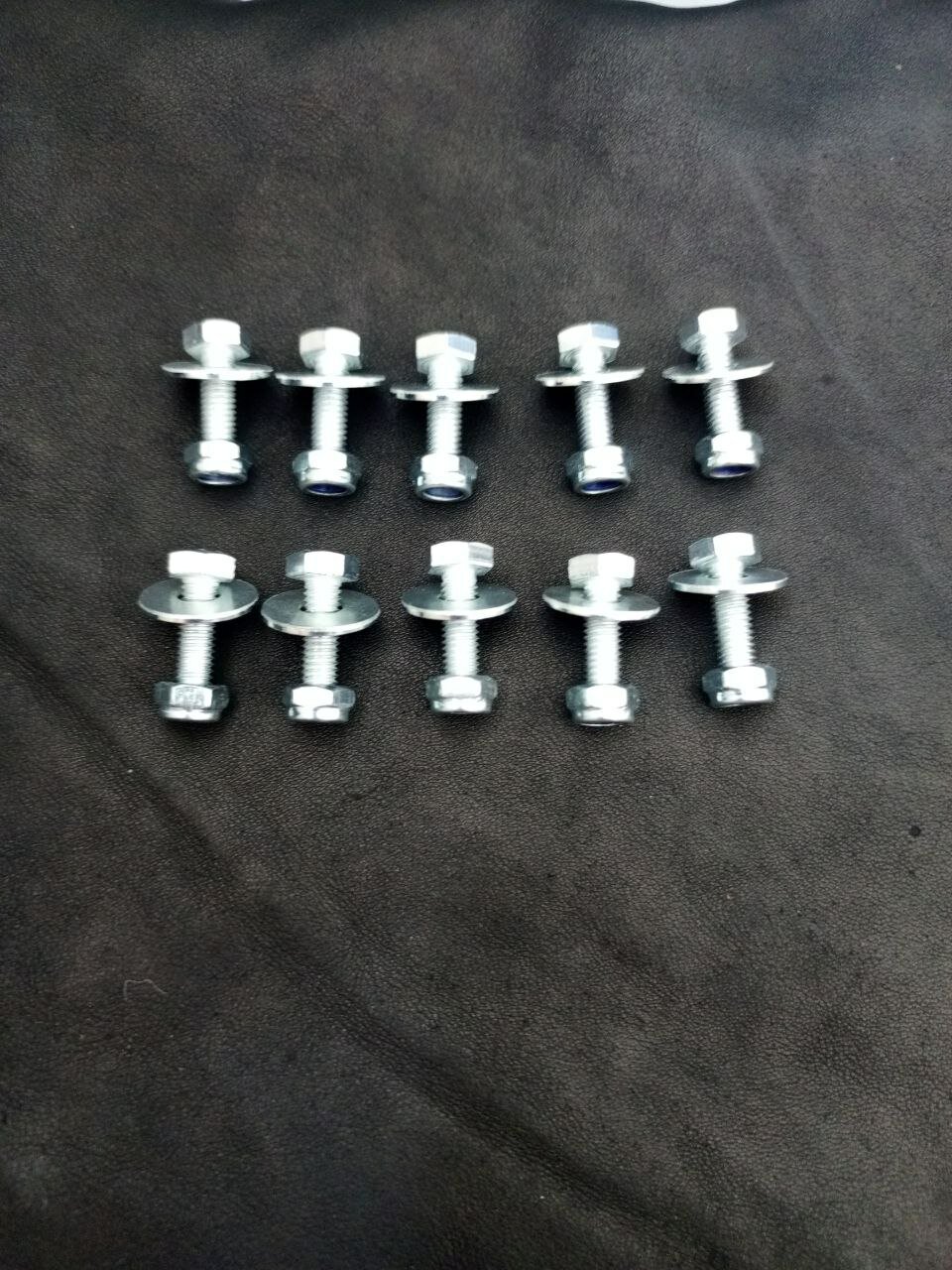 Болт с шайбой и гайкой М6х20 мм 10 шт. Оцинкованный.