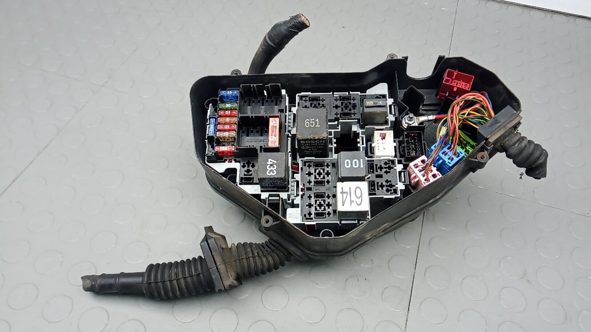 Блок предохранителей VOLKSWAGEN TOUAREG 2, Номер 7l0937559