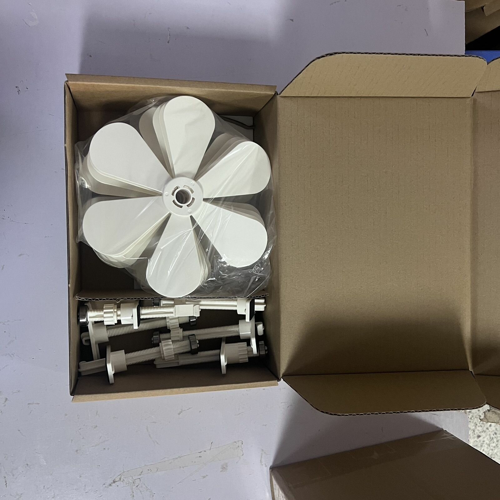 Дефлектор центрального кондиционера, защита от прямого обдува кондиционера, ветрозащитный экран воздуховыпускного отверстия центрального кондиционера, универсальный дефлектор.