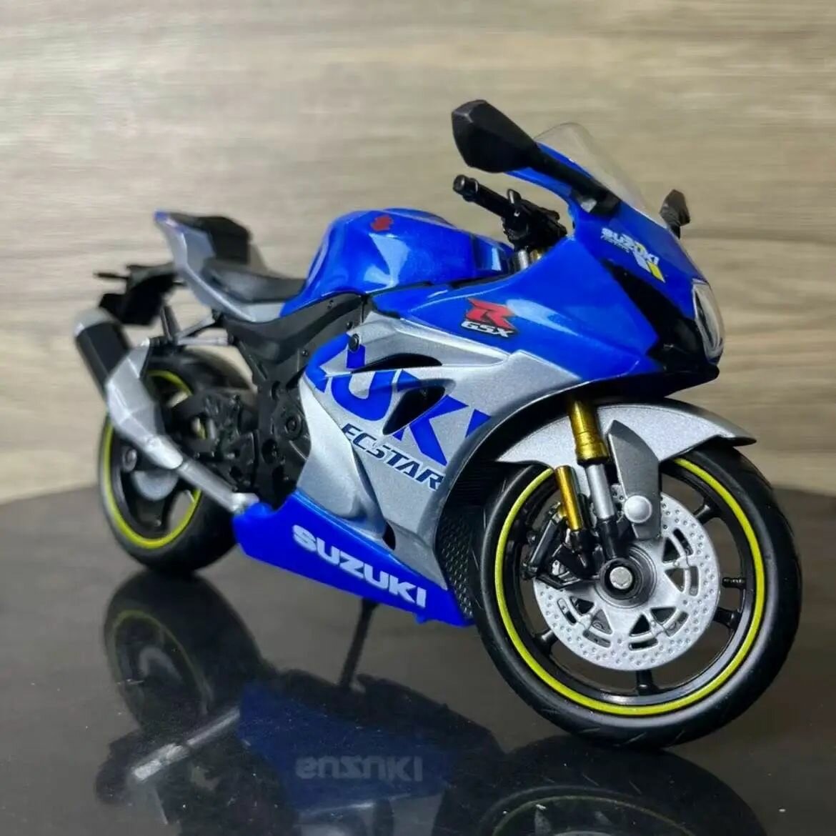 1:12 Suzuki GSX R1000R Alloy Motorcycle Model Toy Car, Коллекционная модель машины для взрослых, Игрушечный автомобиль с звуковыми и световыми эффектами для детей
