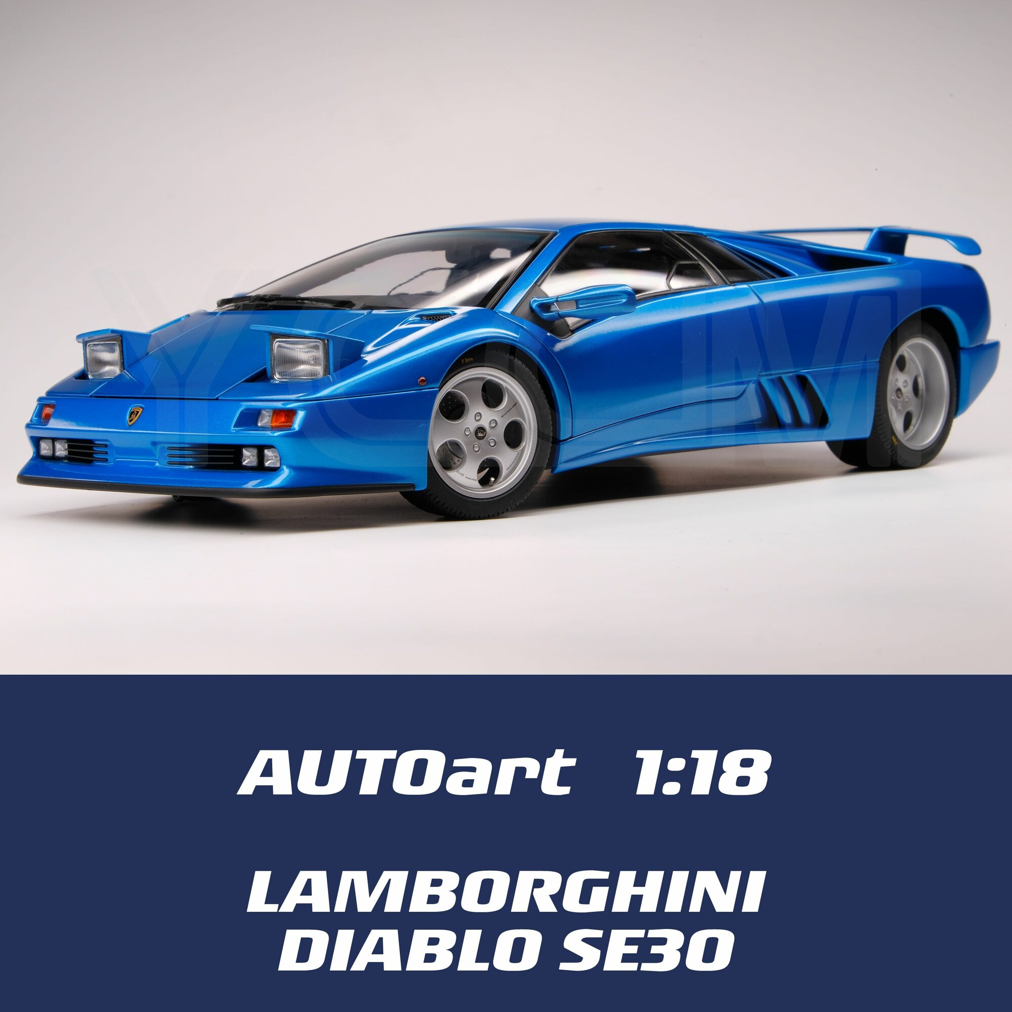 Машинка Автоарт Lamborghini DIABLO SE30 Модель легкосплавного автомобиля