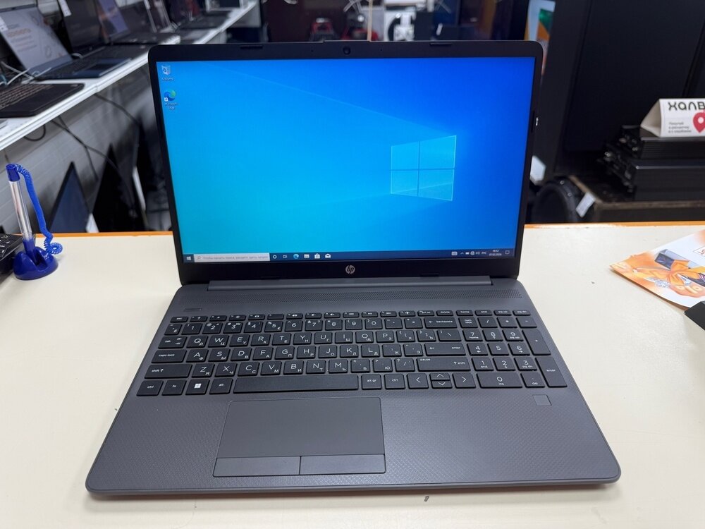 Ноутбук HP 15s-eq3009ny 15.6" FHD/Ryzen 5 5625U/8Гб/SSD 512Гб/AMD Radeon Б/У уценка