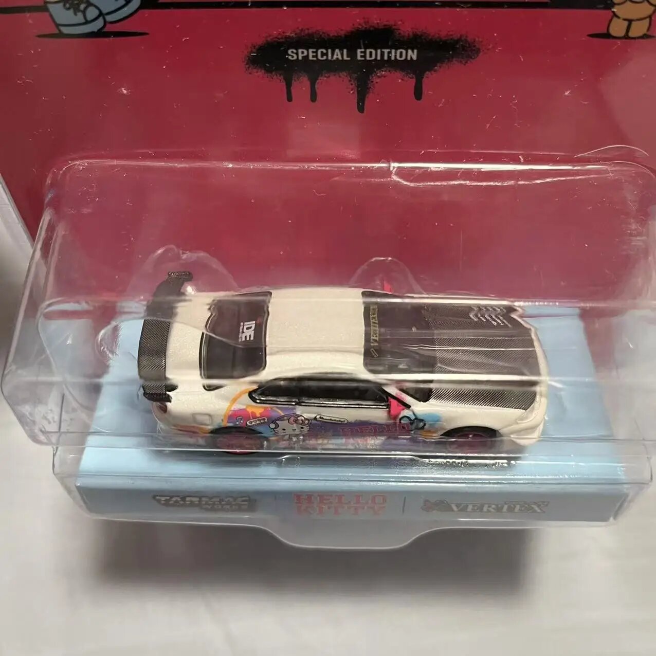 Tarmac Works Hello Kitty Nissan Silvia (S15) 1:64 Розовый — фото 1