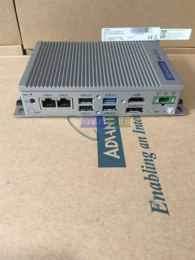 Модуль Advantech UNO-2372G UNO-2372G-J021BE