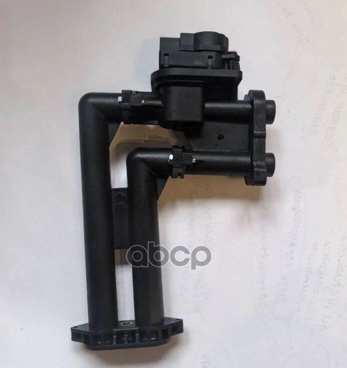 Кран отопителя DONGFENG арт. 8101054C6100