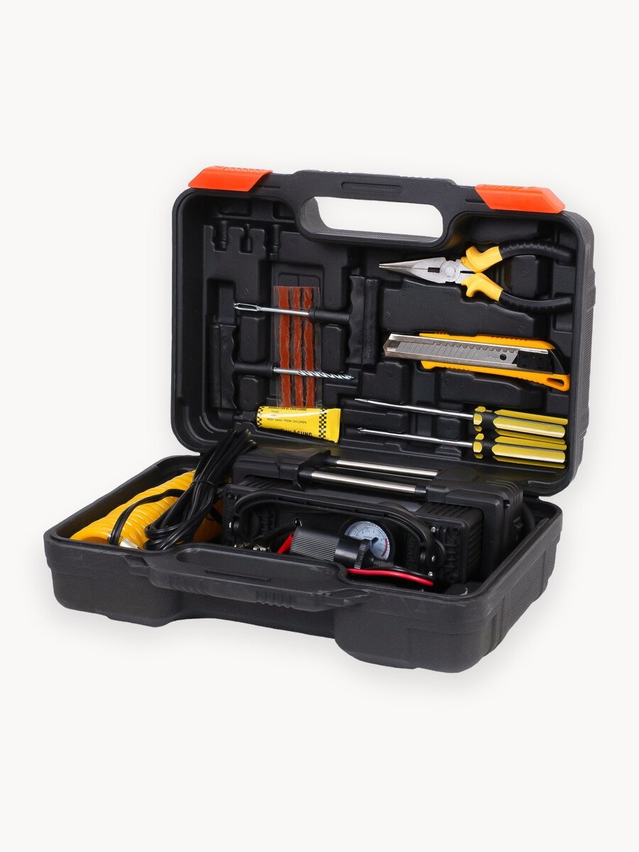 Компрессор автомобильный двухпоршневой в кейсе +инструмент: жгуты, шило, клей, отвертки, пассатижи, насадки. (75л/мин; 6 атм; 12А) TREK, AC910Inst