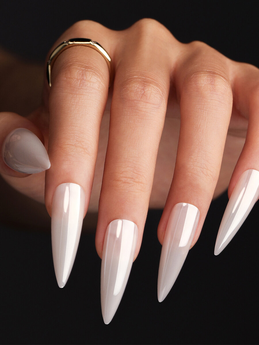Длинные накладные ногти y2k острые белые жемчужные для девочки
