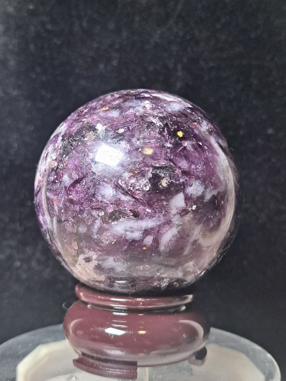 Камень шар лепидолит, натуральный камень, талисман, амулет, оберег, декор для дома, 382 гр