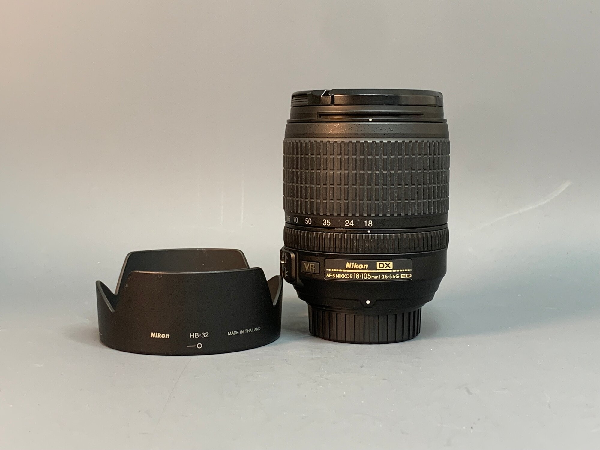 Nikon 18-105mm 3.5-5.6G AF-S ED DX VR Nikkor