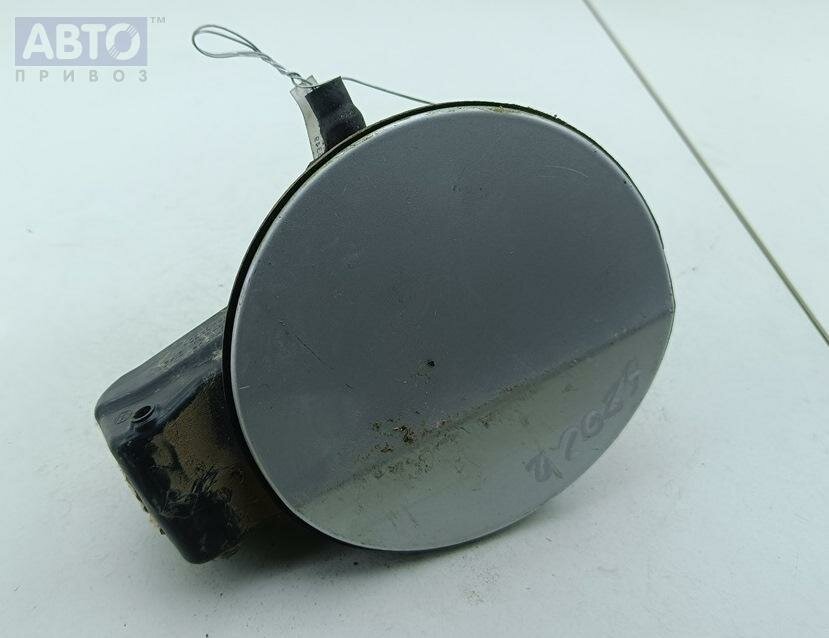 Лючок бака Volkswagen Passat B6