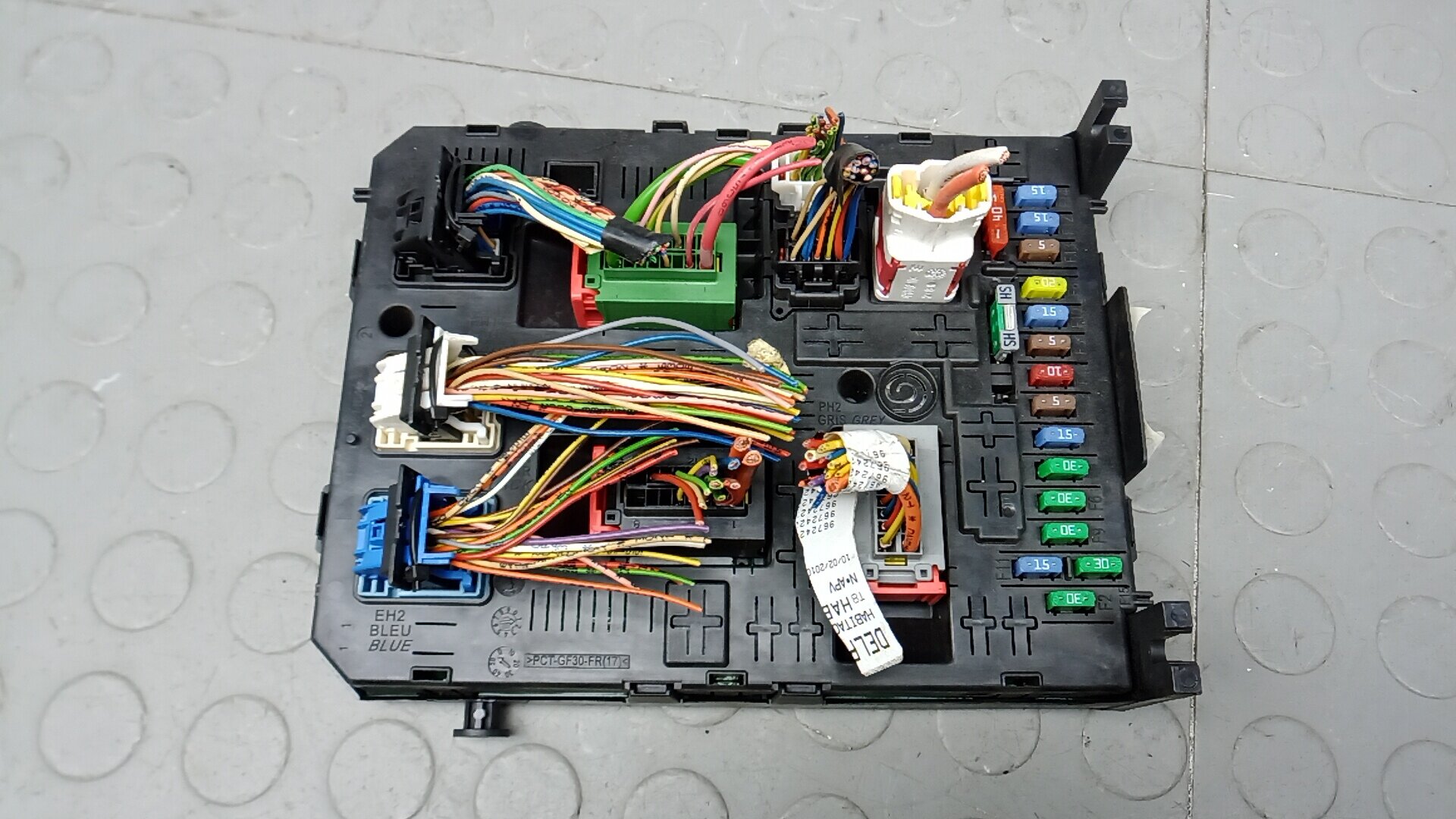 Блок предохранителей PEUGEOT 307, Номер 966405878002