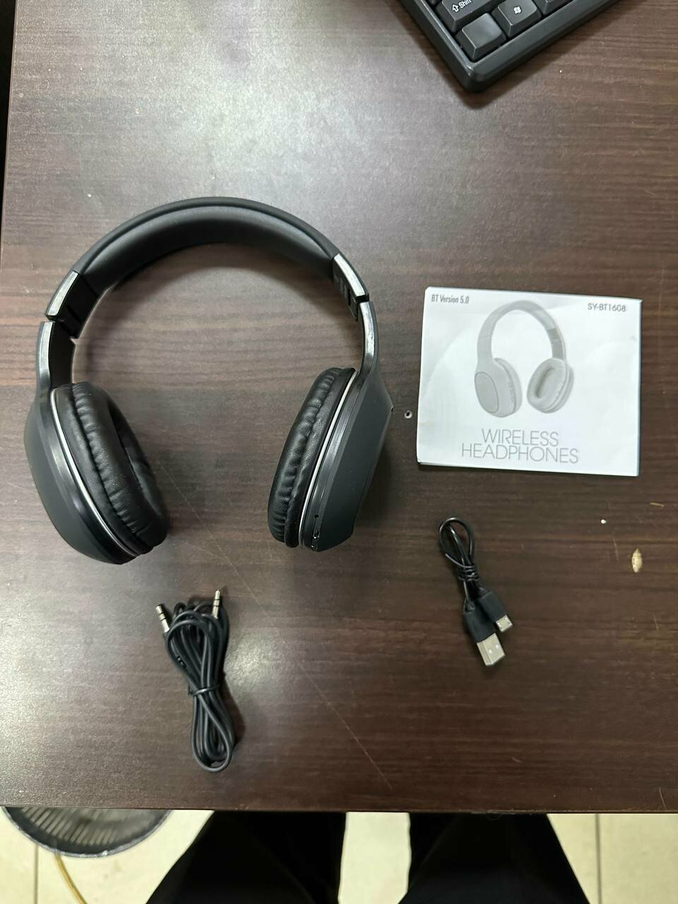 Беспроводные Bluetooth-наушники полноразмерные черные, артикул - CC-BT-1608
