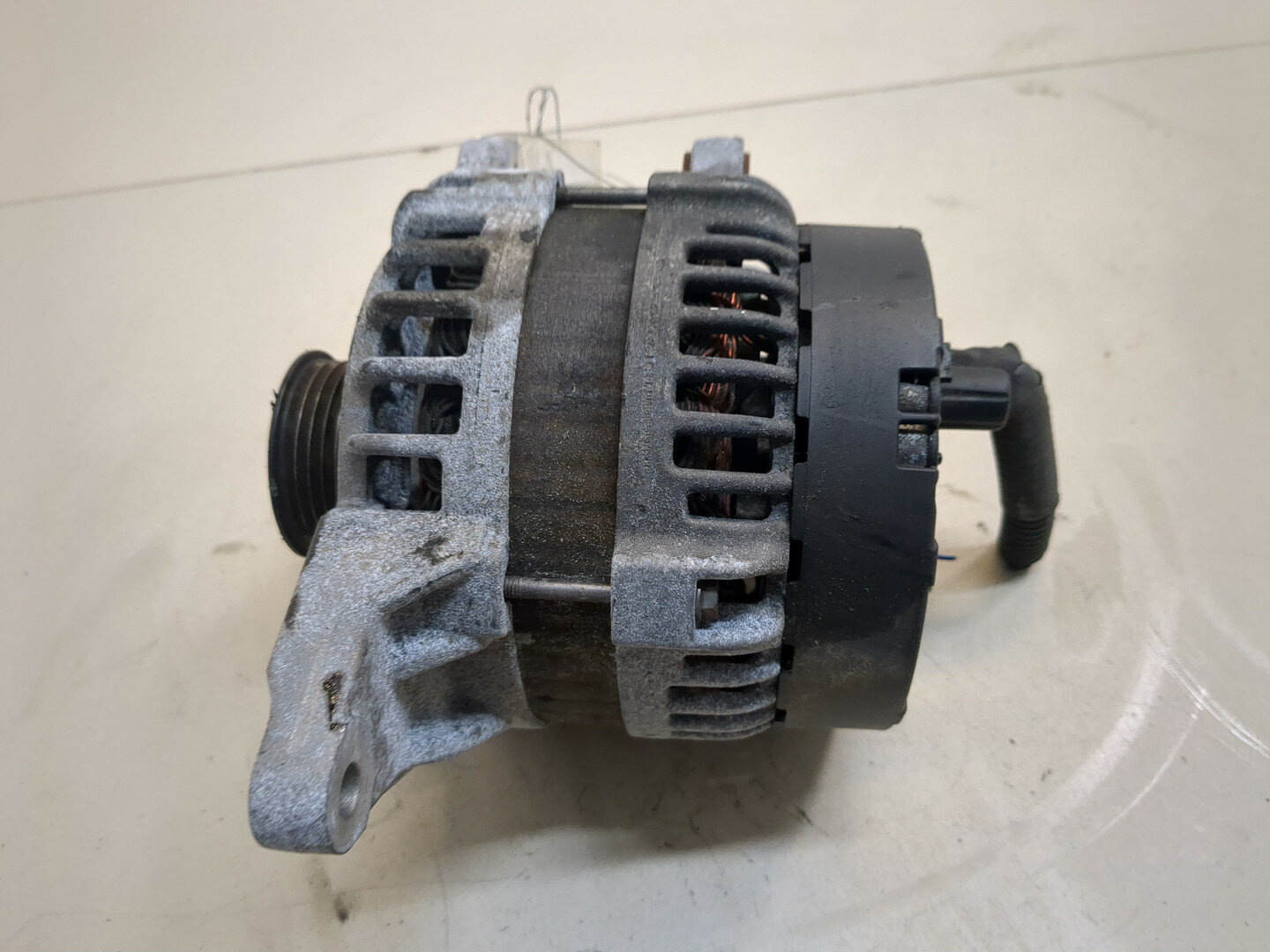 Генератор Mercedes A W176 Б/У