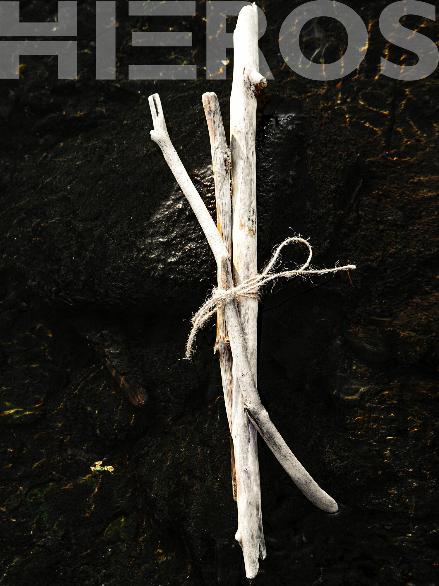 Дрифтвуд (сплавное дерево) из горной реки: длина 30-40 см, 3 шт.