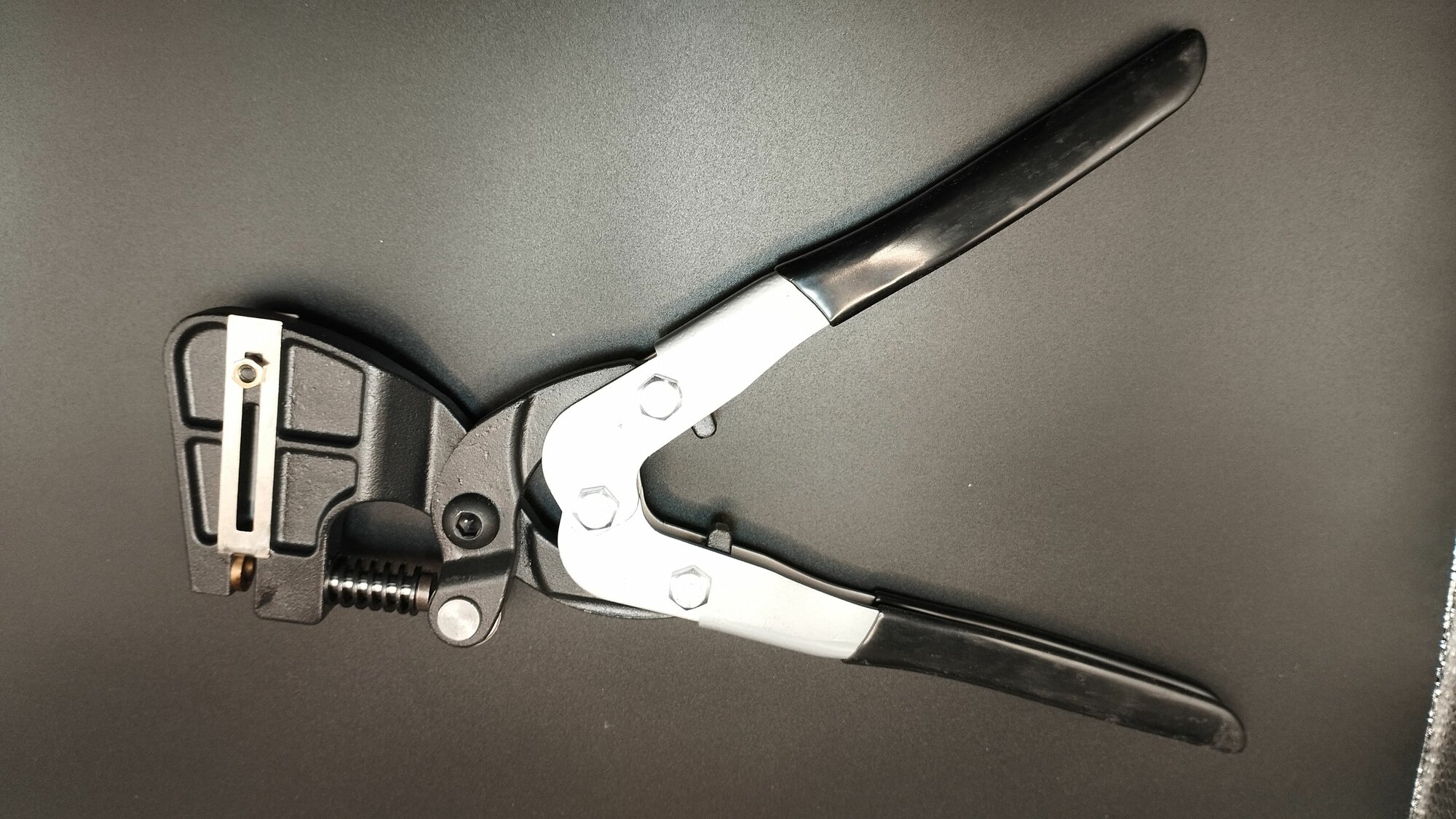 Дырокол 6мм (просекатель)