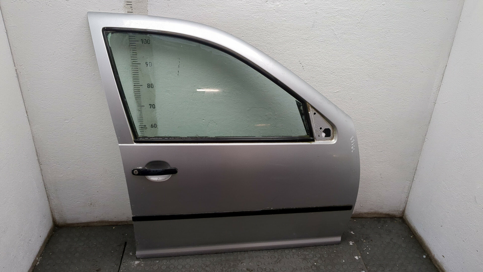 Дверь боковая (легковая) правая передняя Volkswagen Golf 4 Б/У