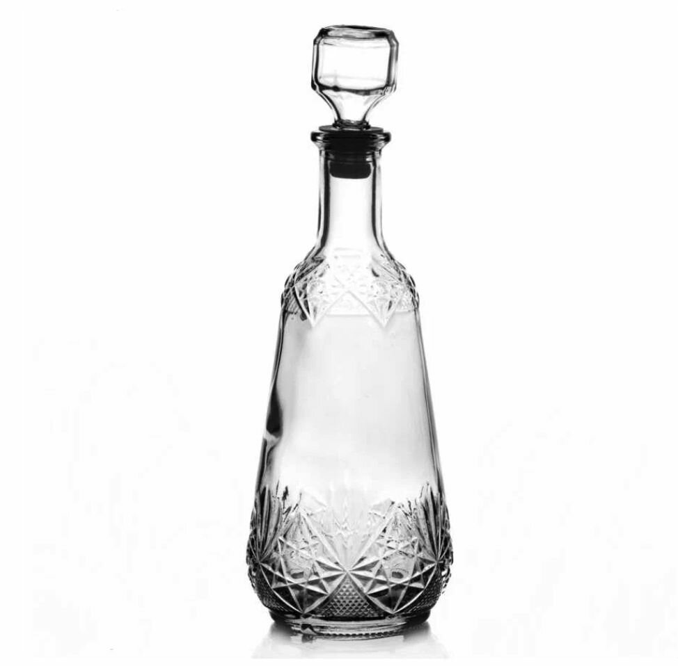 Графин стеклянный, штоф для водки, коньяка, воды, объём 0.5 л.
