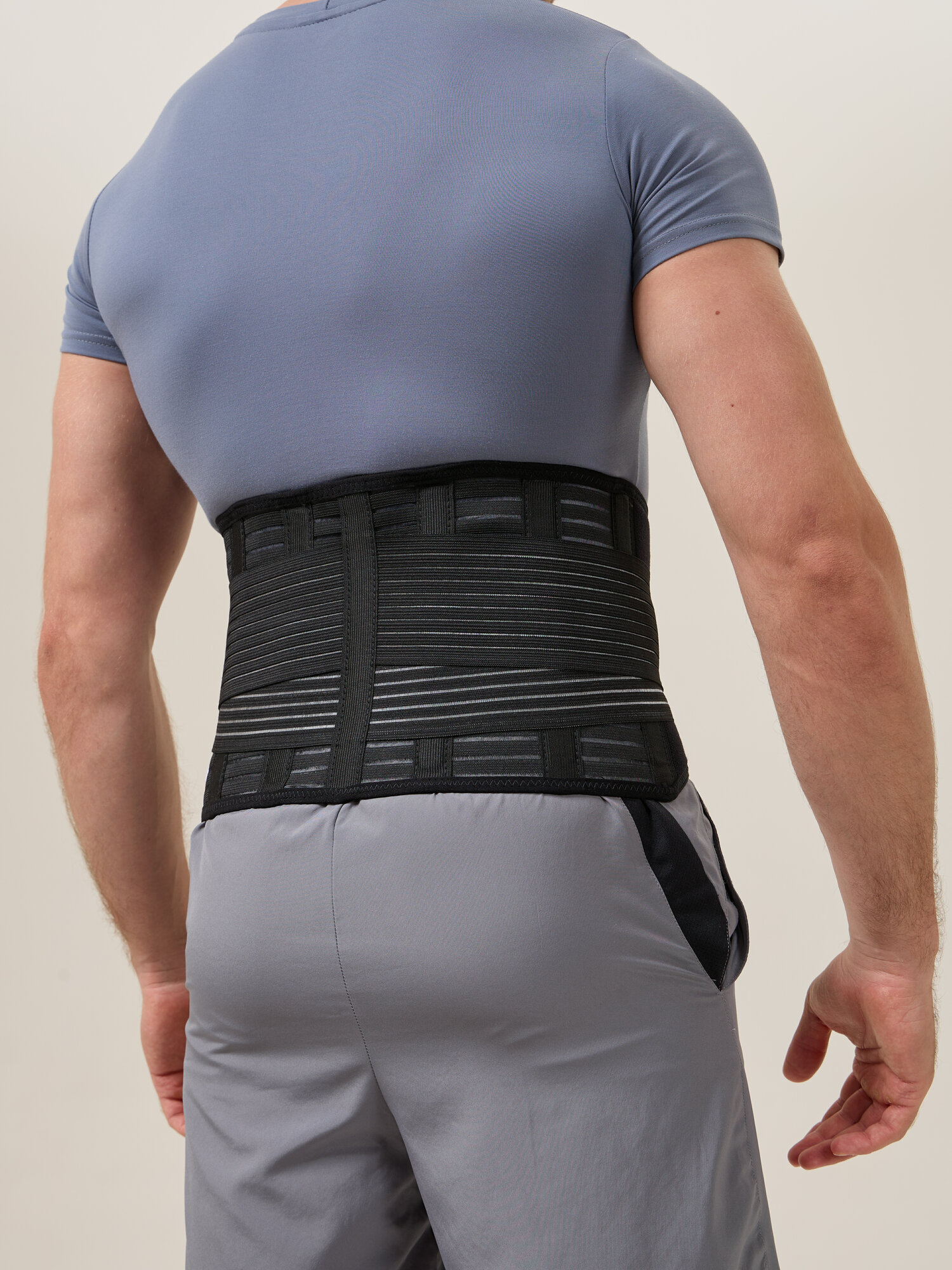 Бандаж-корсет для поддержки спины пояснично-крестцовый MedicalLine SL B03, Черный S