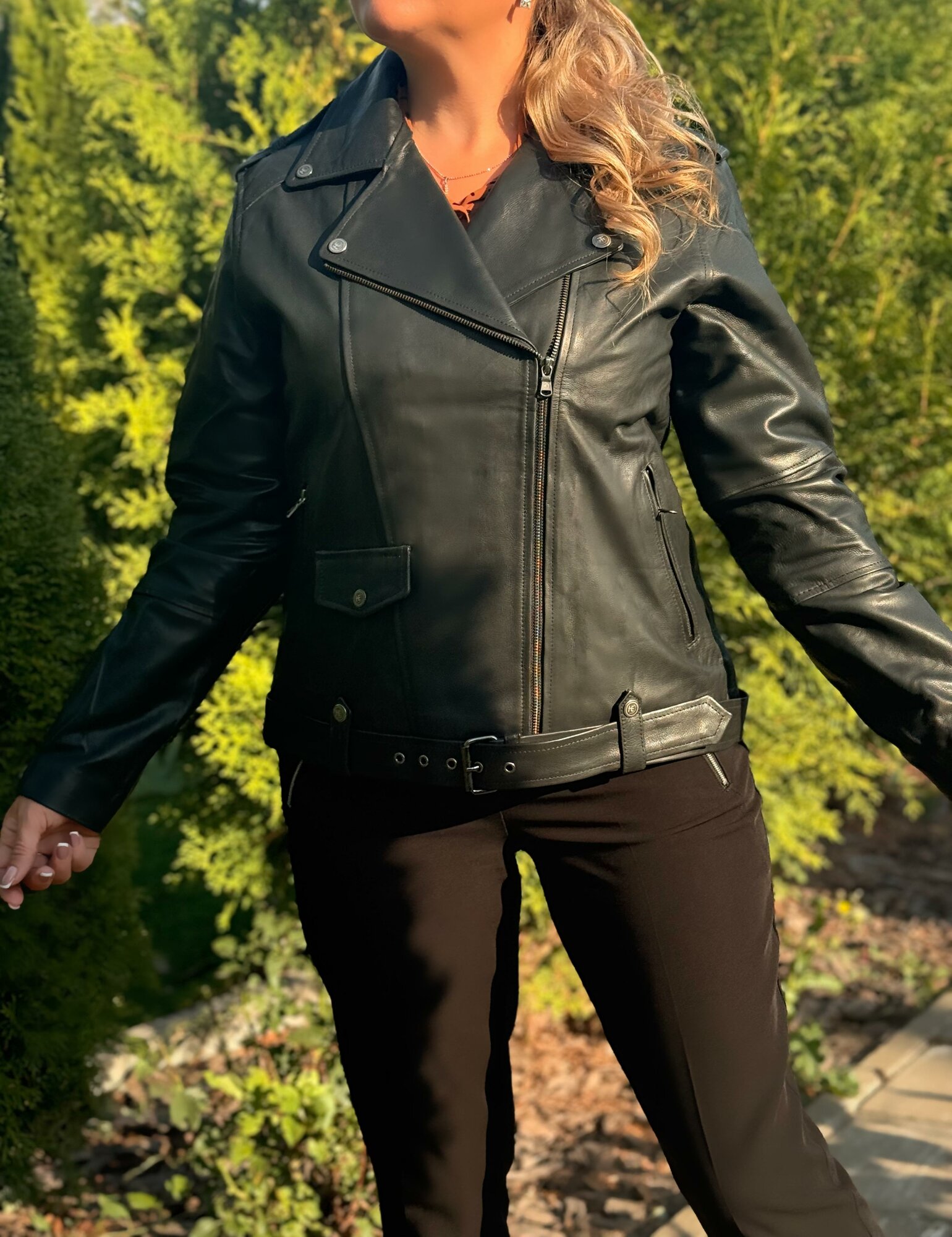 Куртка кожаная  Осень-зима 2025